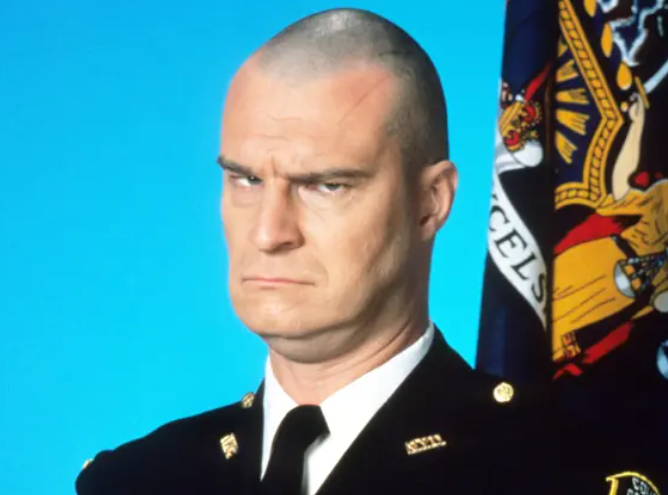Muere Richard Moll, actor de 'Juzgado de guardia', a los 80 años