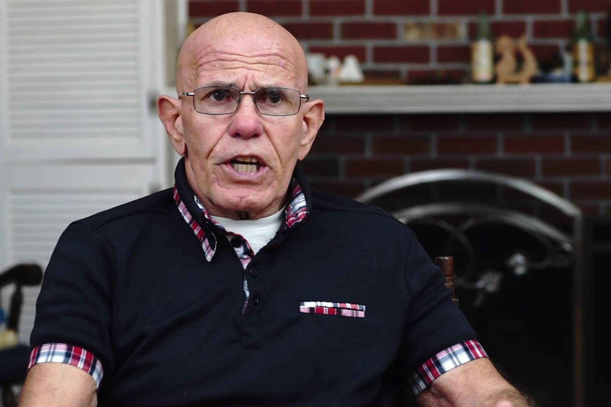 Muere Pat E. Johnson, compañero de Chuck Norris y árbitro en 'Karate Kid', a los 84 años