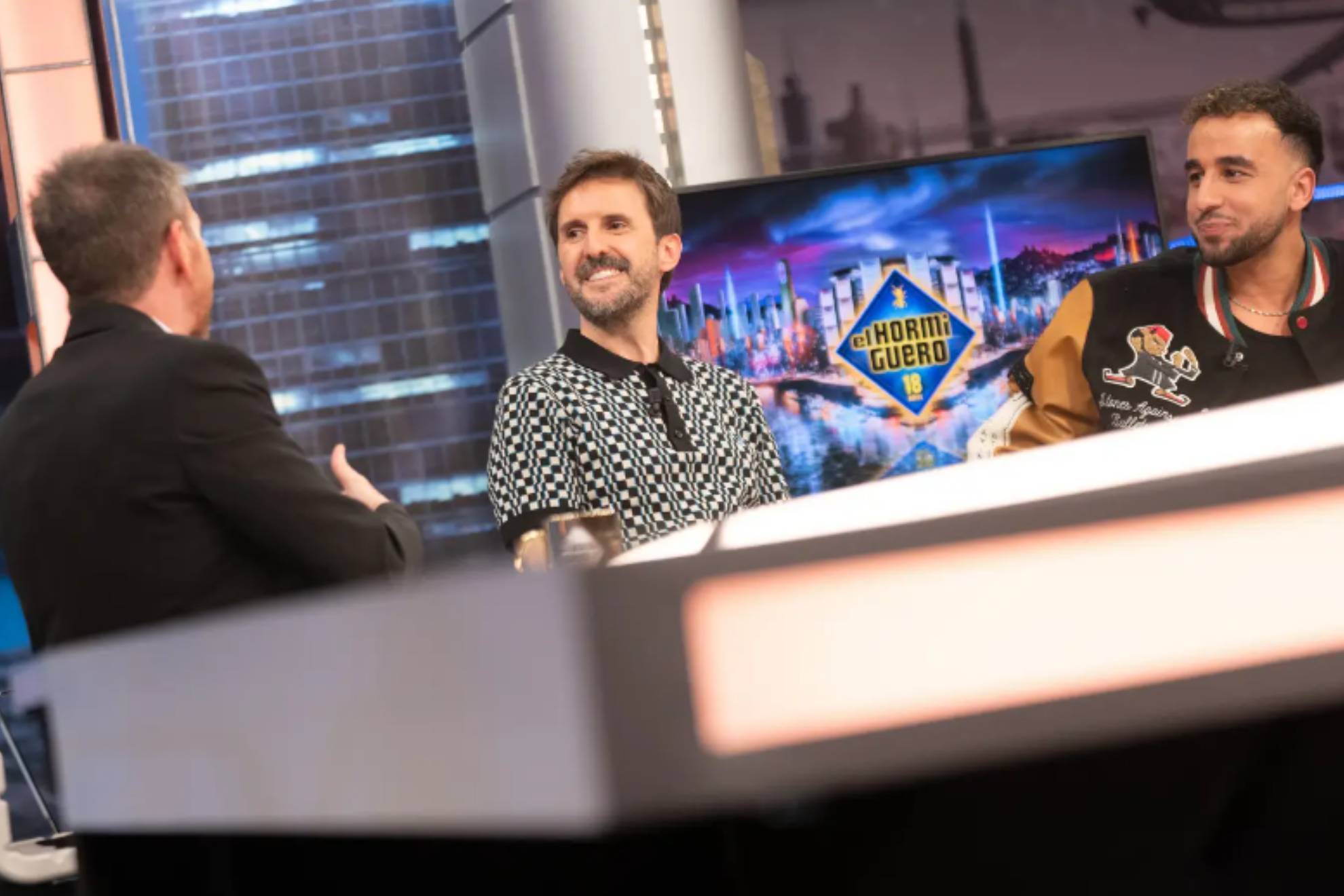 Hamza Zaidi y el porqué comen con la derecha en Marruecos: "Está mal ...