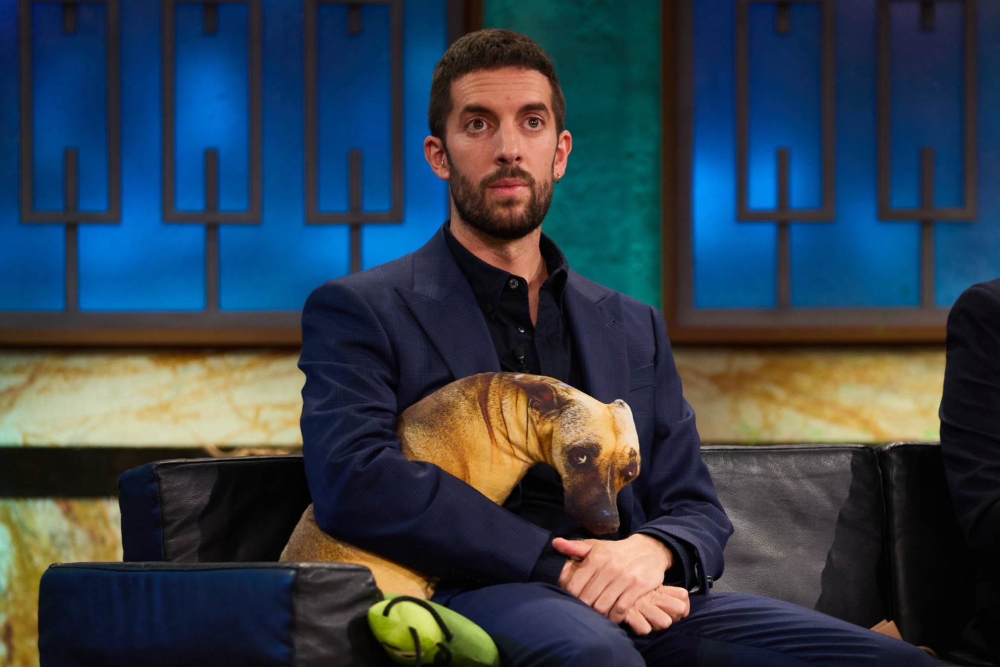 El palo de Broncano al PSOE en 'La Revuelta': "Perdón, que nos quitan ...