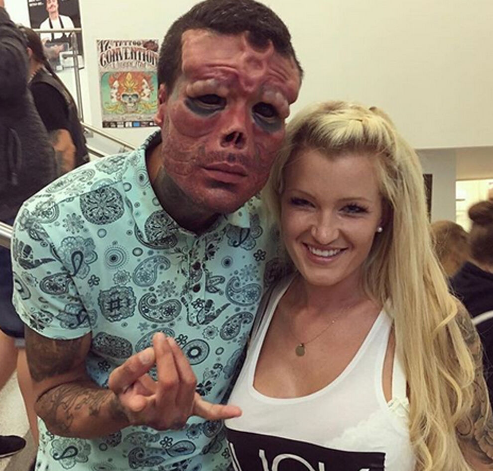 Henry Rodríguez, el tatuador de Ourense que ha operado su cara para ser ...