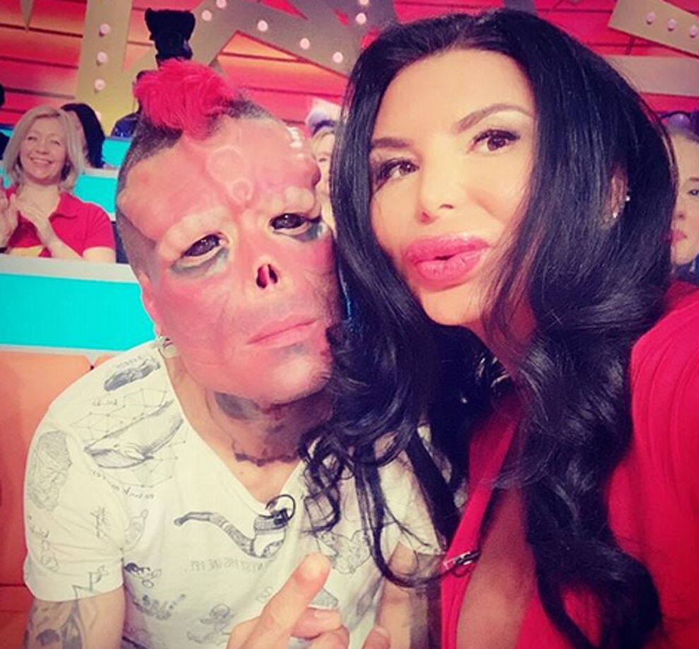 Henry Rodríguez, el tatuador de Ourense que ha operado su cara para ser ...