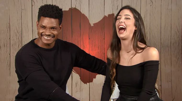 Miriam y su don adivinatorio revolucionan 'First Dates': "Al ver a un ...