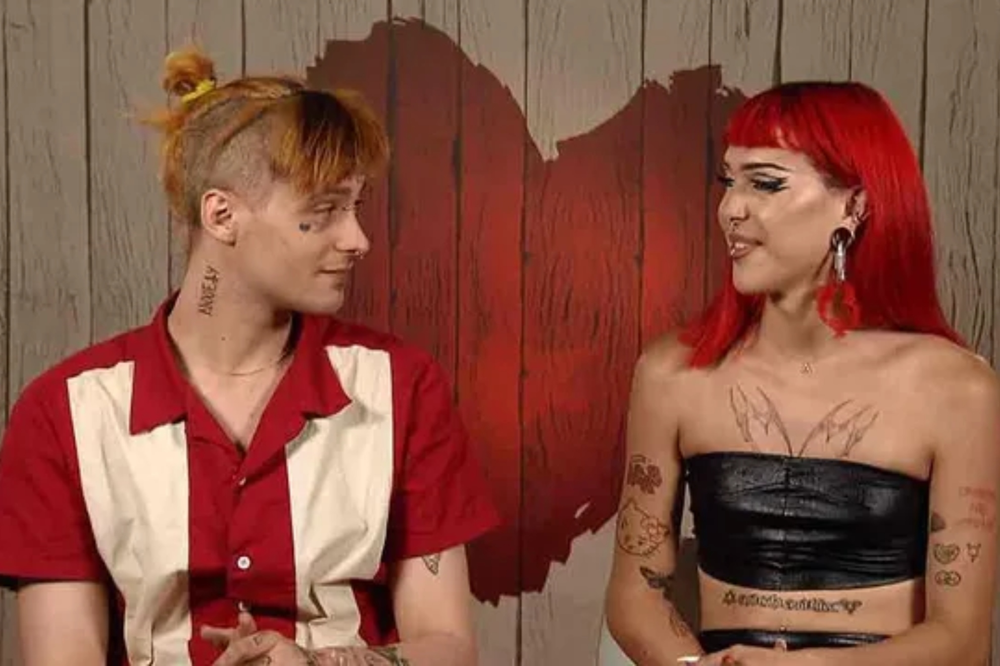 Zero y la "anarcochoni" sin pelos en la lengua en 'First Dates': "No me ...