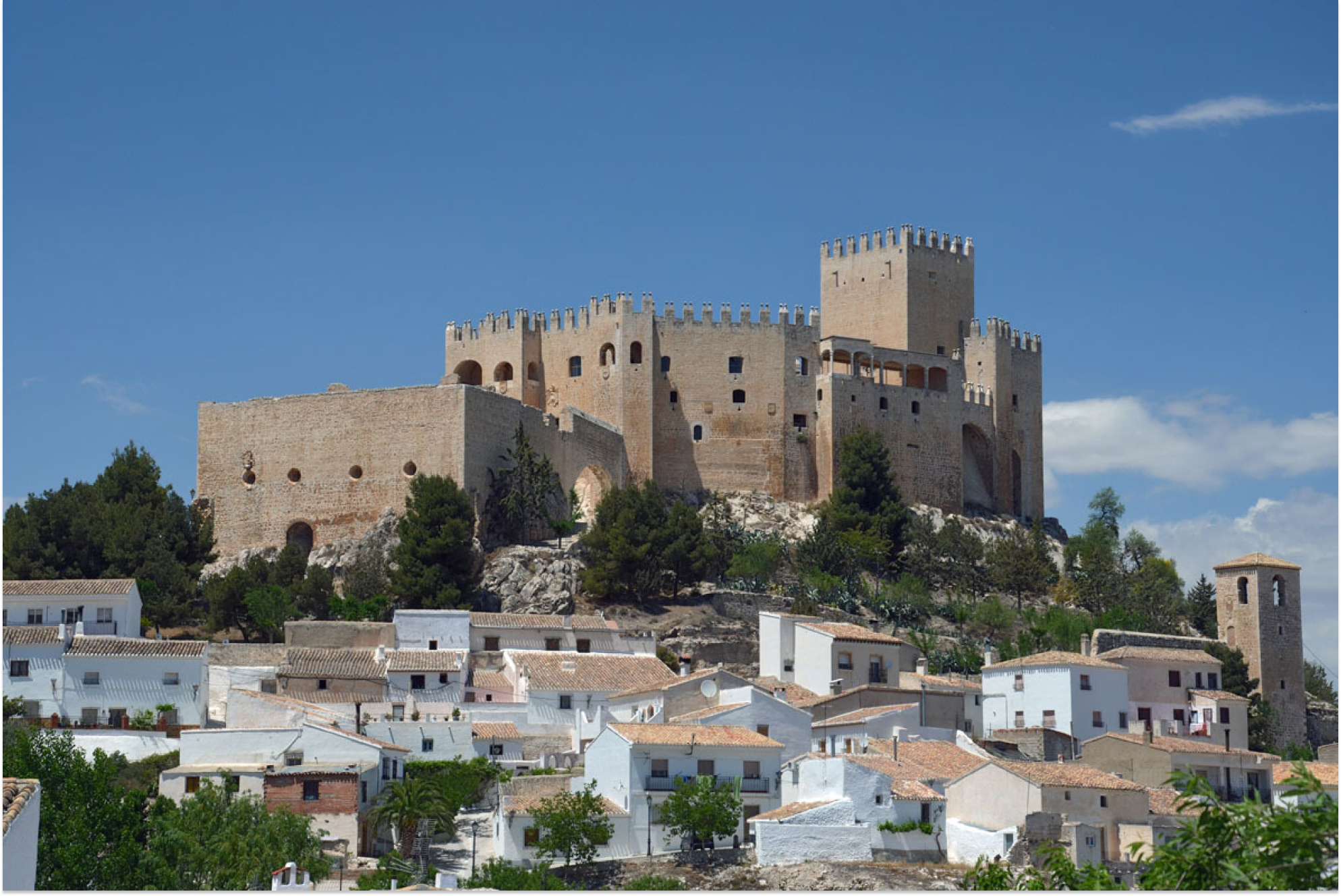 Los 12 castillos medievales más bonitos de España y dónde encontrarlos