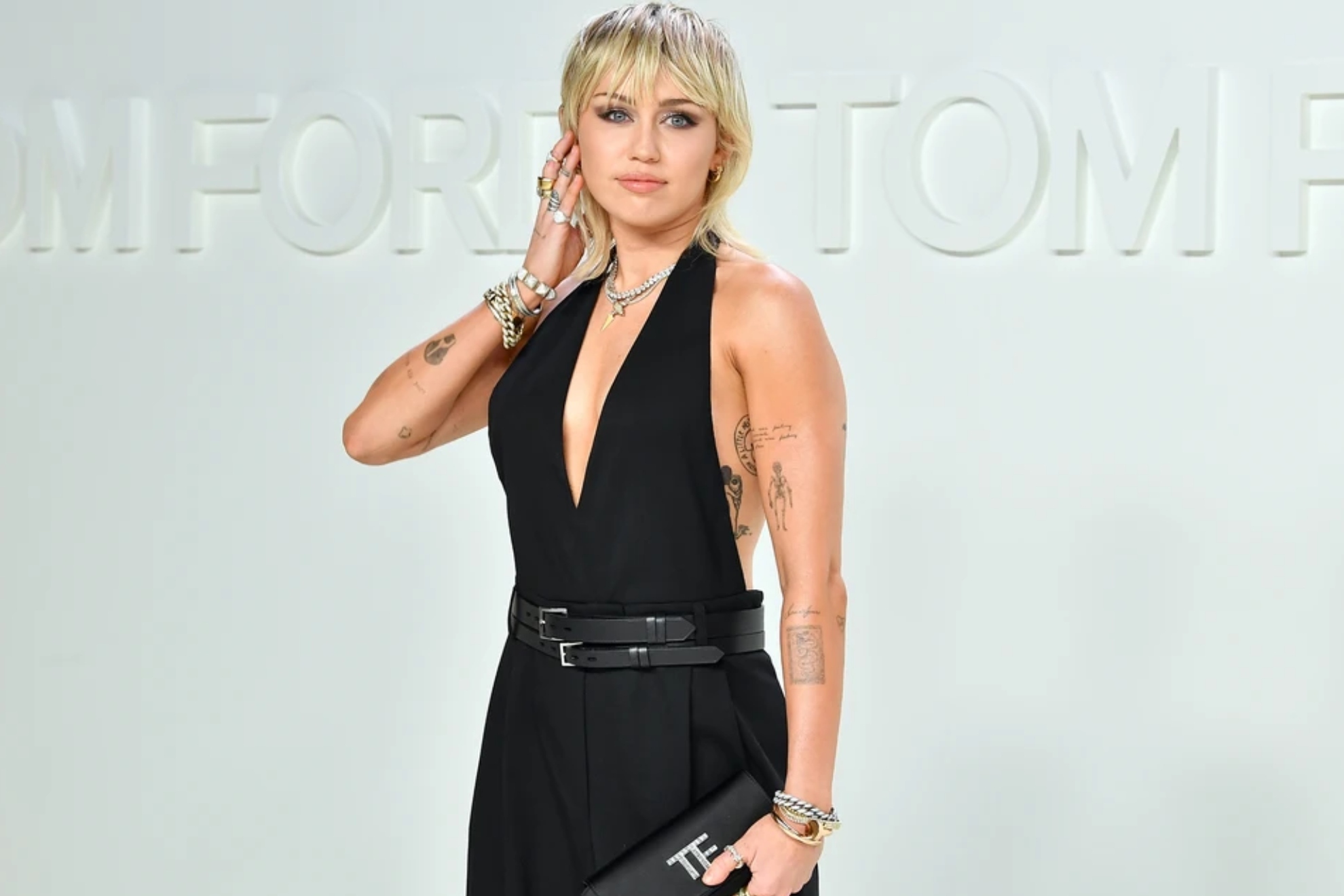 El nuevo proyecto musical de Miley Cryus relacionado a las redes sociales