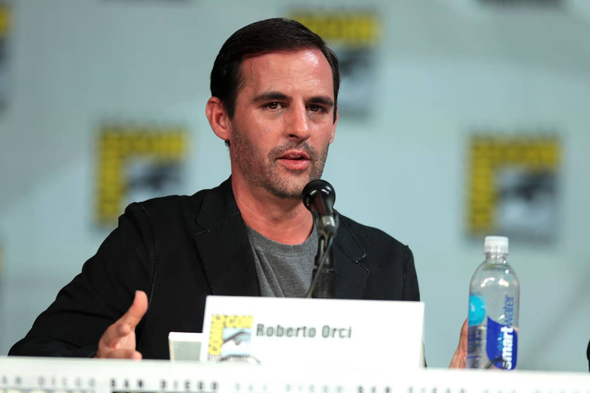 Muere Roberto Orci, creador de series 'Fringe' y 'Hawai 5.0', a los 51 años