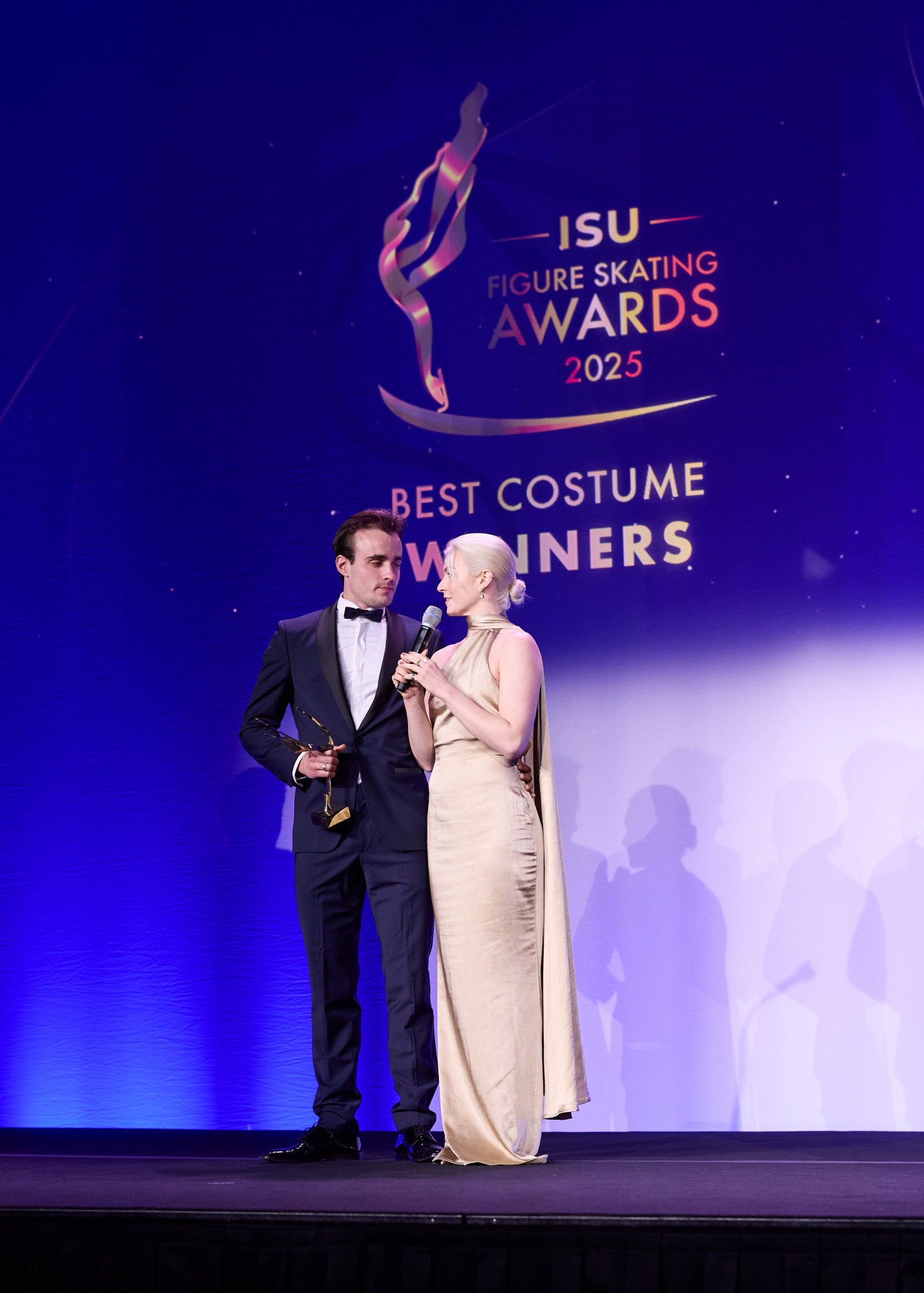 Olivia Smart y Tim Dieck ganan el ISU Figure Skating Award a mejor ...