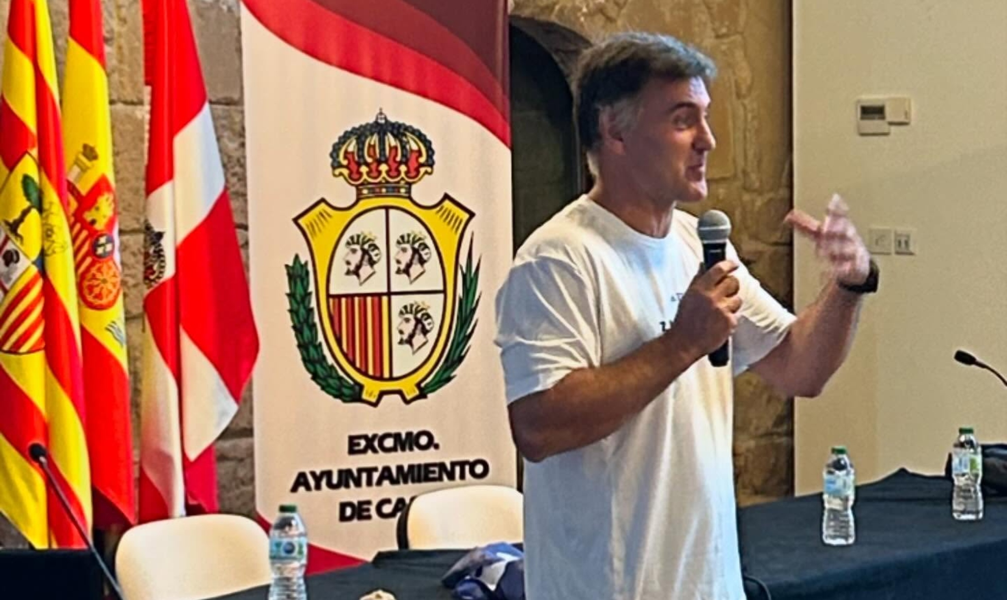 Muere el deportista extremo Carlos Suárez en accidente de paracaidismo ...