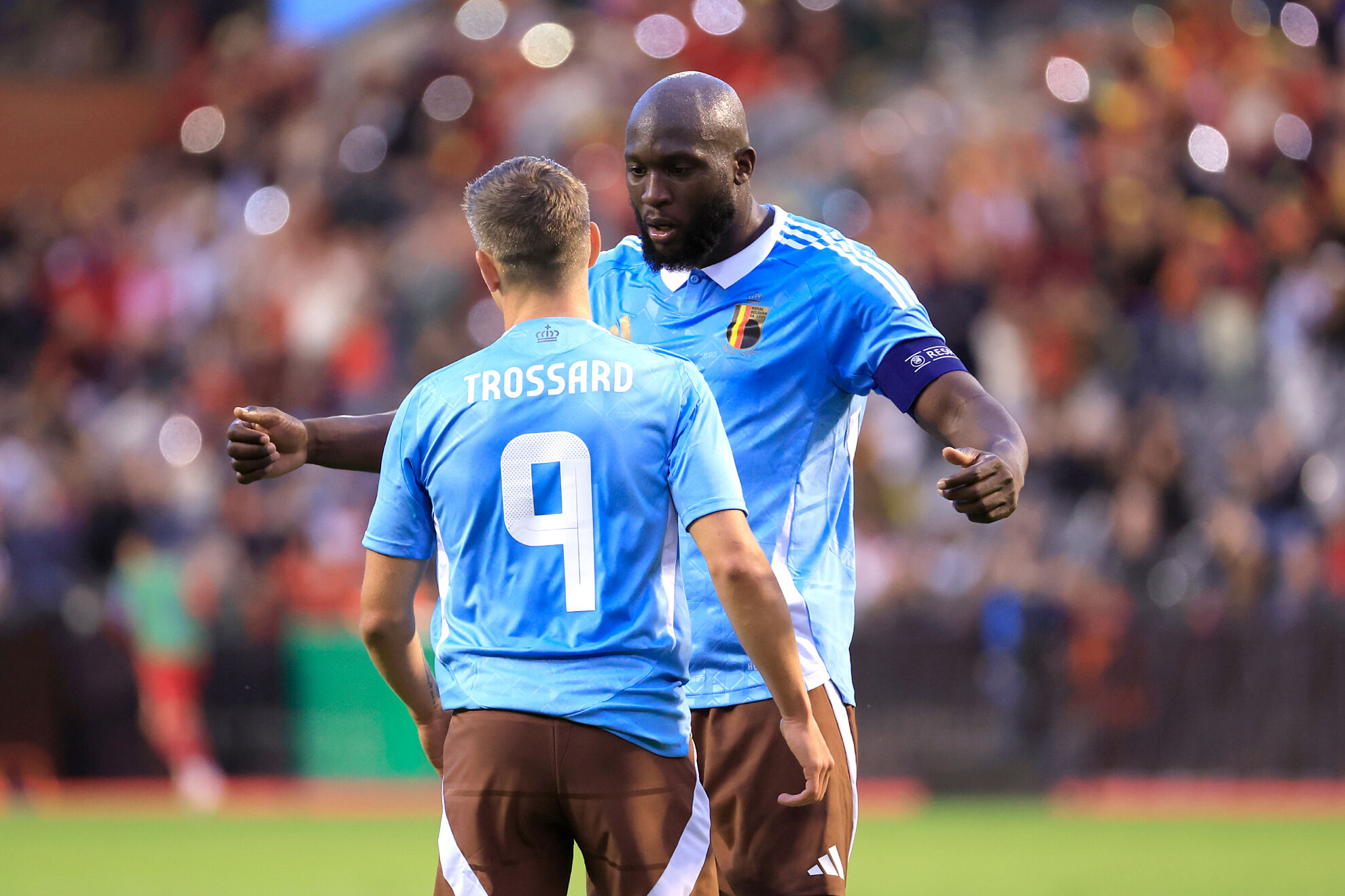 Brilla Doku y apuntilla Lukaku