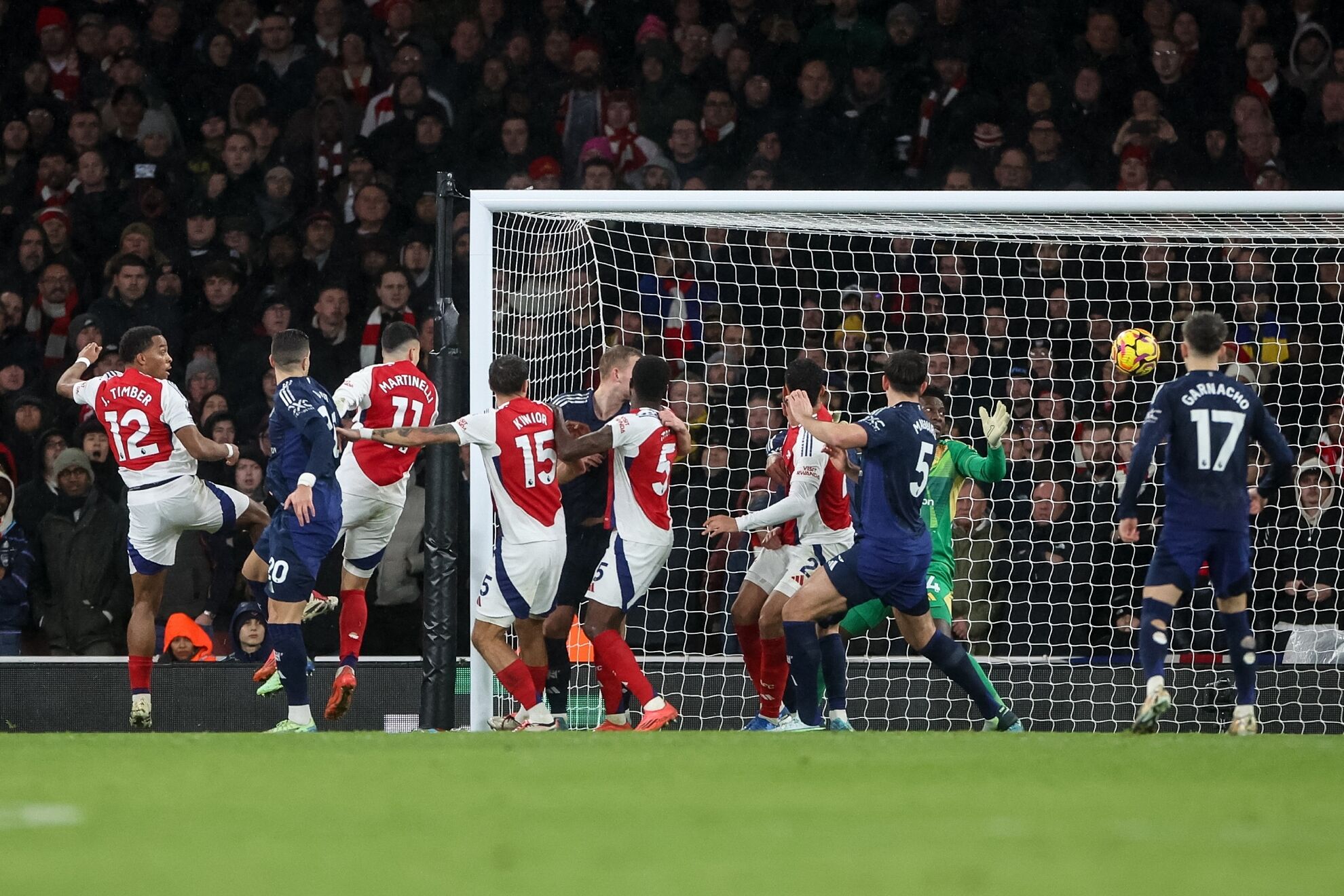 No son 'cañones', son aviones: el Arsenal provoca la primera derrota de ...