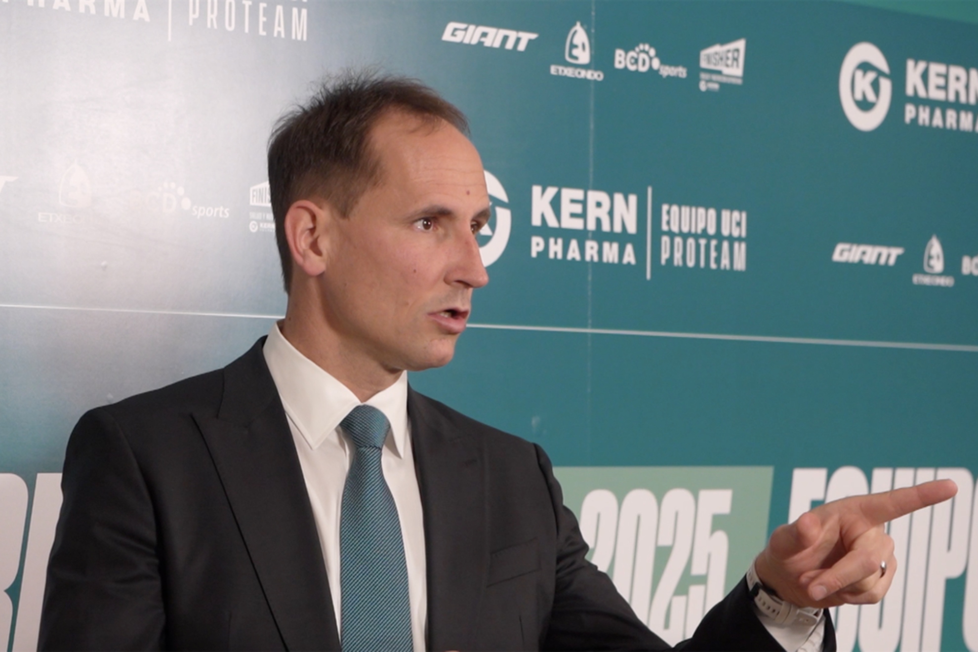 Juanjo Oroz, tras el ‘no’ a Kern Pharma para LaVuelta'25: “¿Qué mensaje ...