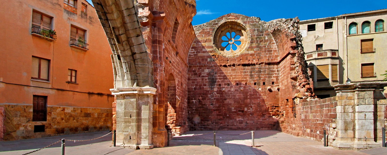 Un edificio, dos historias: la dualidad religiosa de una iglesia de ...