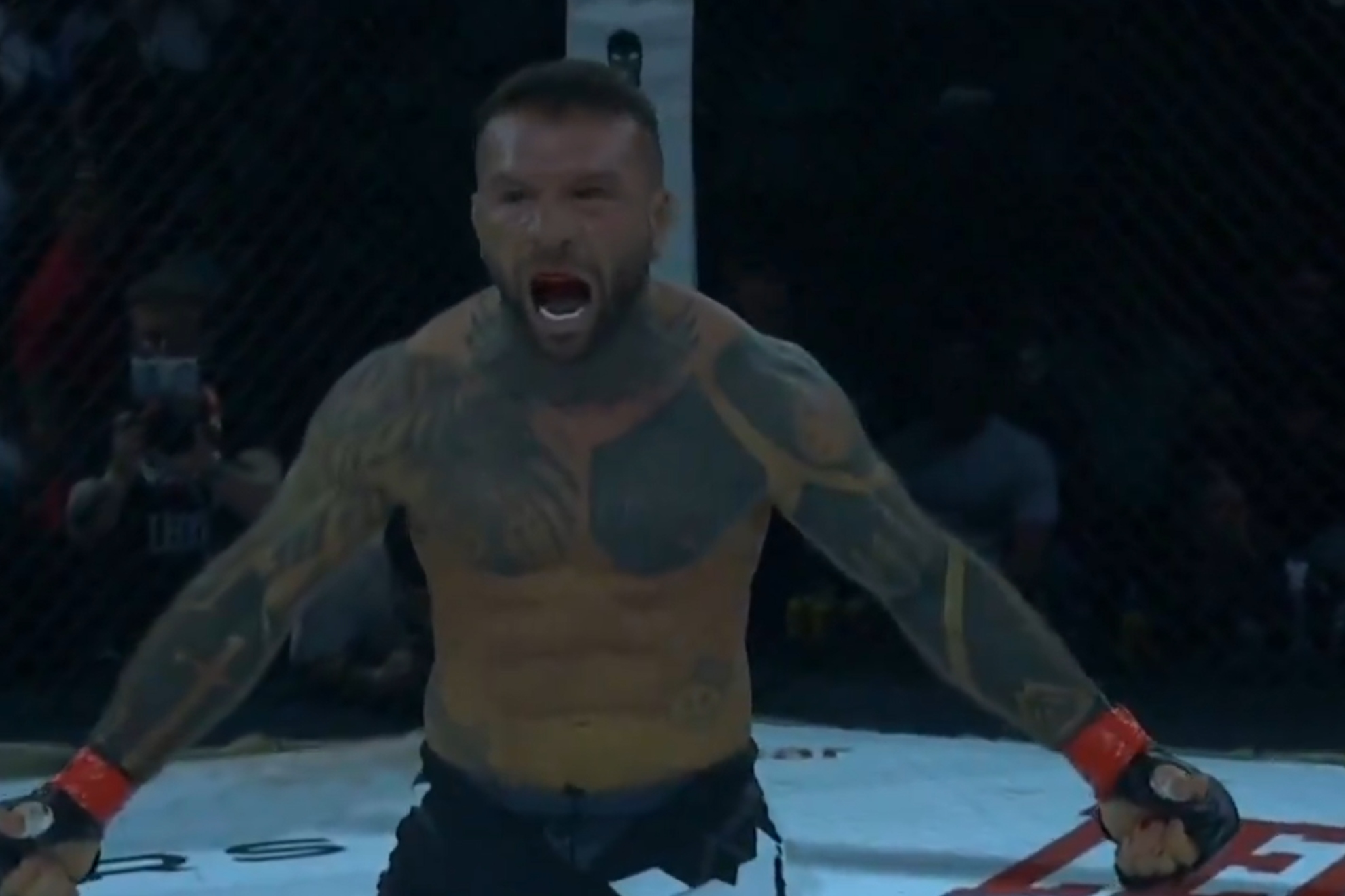 Franco Tenaglia arrasa en WAR 5 y Pepe Torres vuelve con victoria