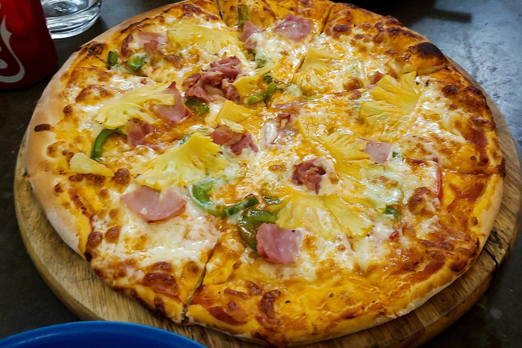 Sorpresa por el precio de las pizzas en negocio local de Italia: "Si es ...