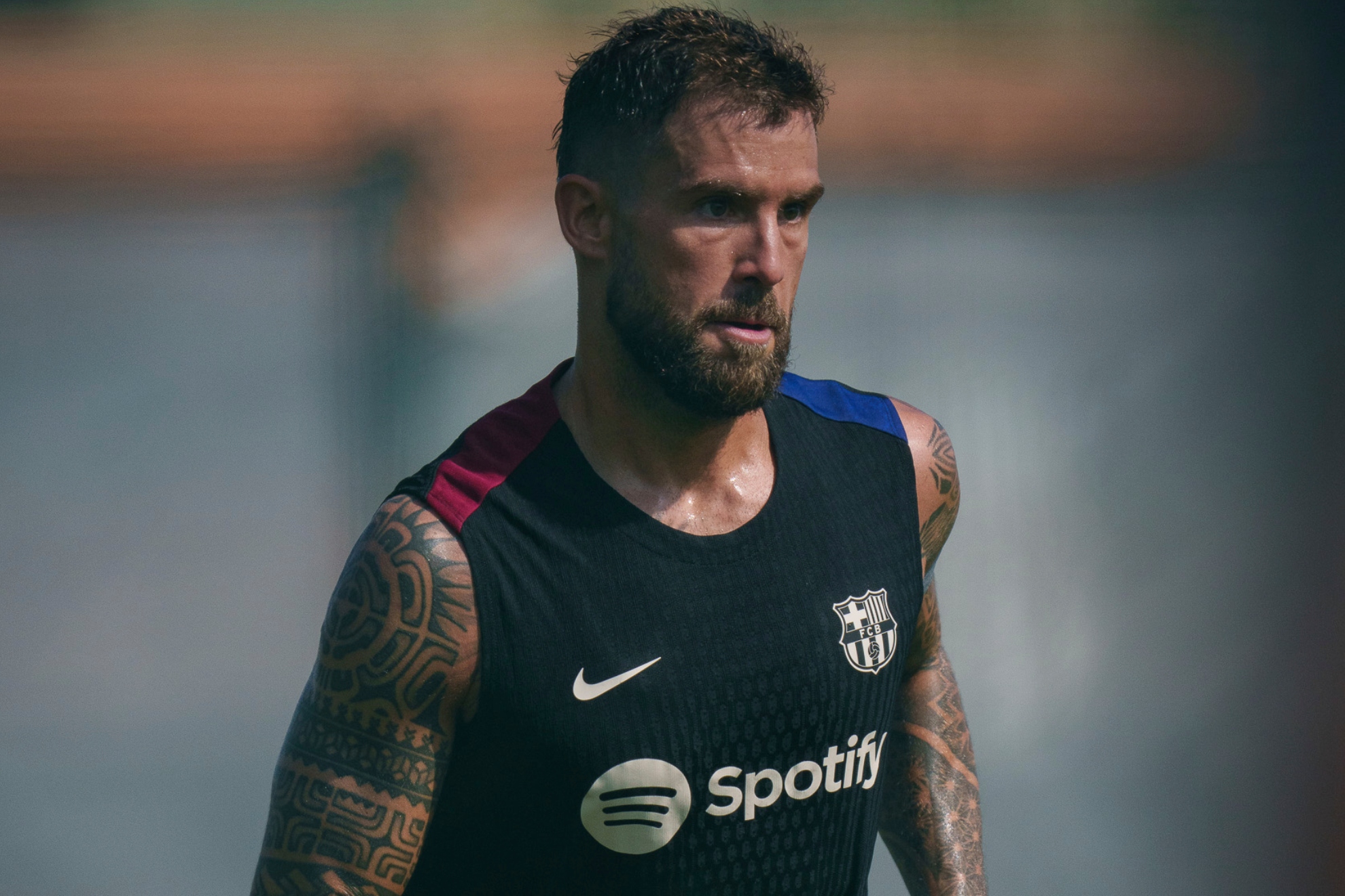 Íñigo Martínez se entrena con el grupo y estará ante el Dortmund