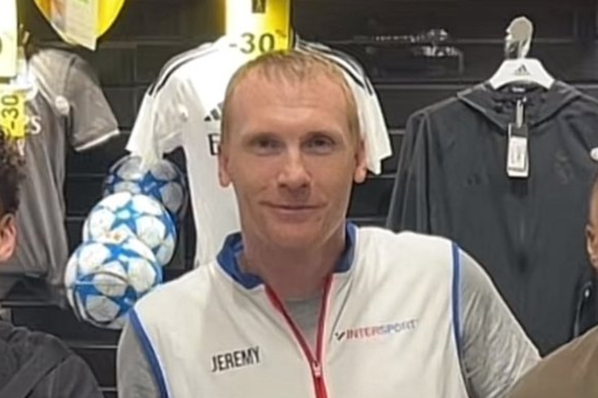 'Mathieumanía' en Intersport: "Se han generado excesos que no queremos"