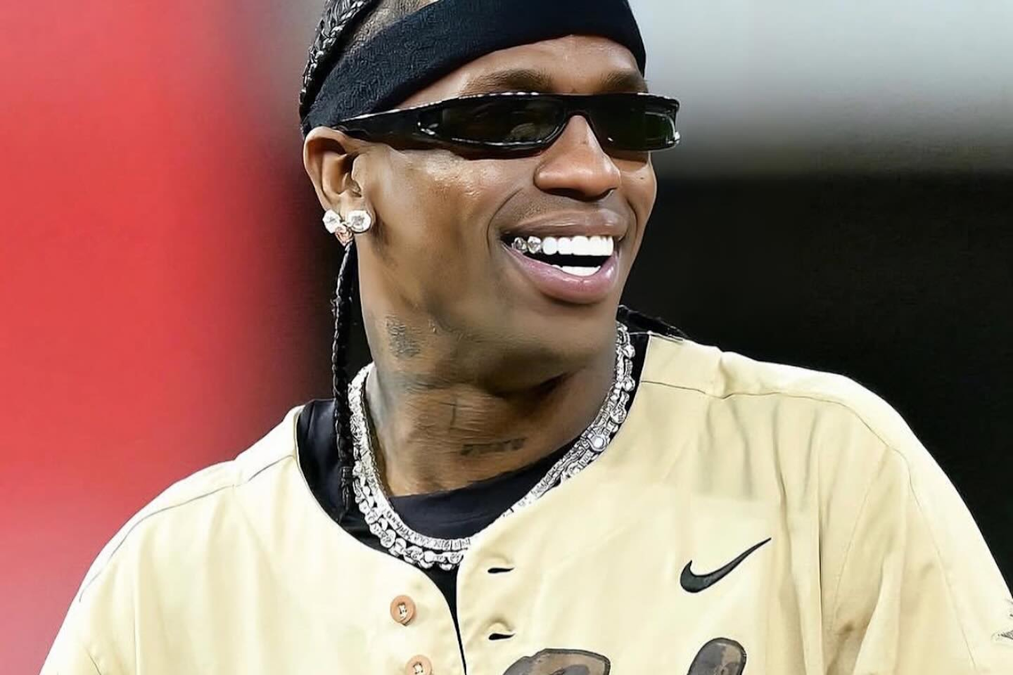 Travis Scott, en la camiseta del Barcelona en el Clásico contra el Madrid