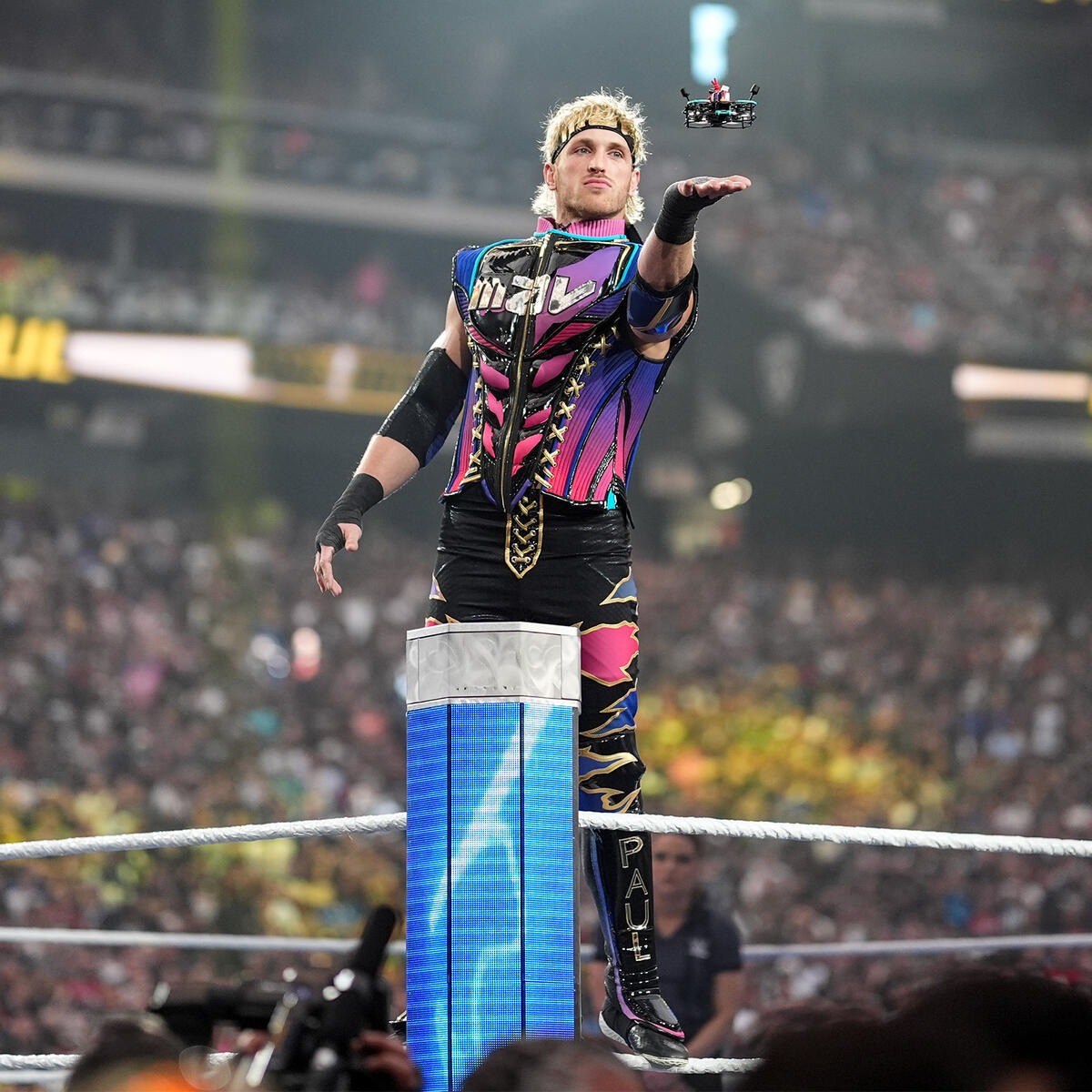 John Cena recupera el cetro en WrestleMania 41