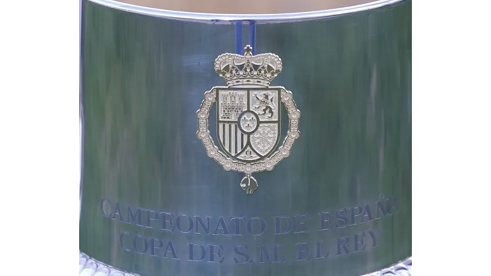 Así es el trofeo de Copa del Rey: precio, valor y todo lo que tienes ...
