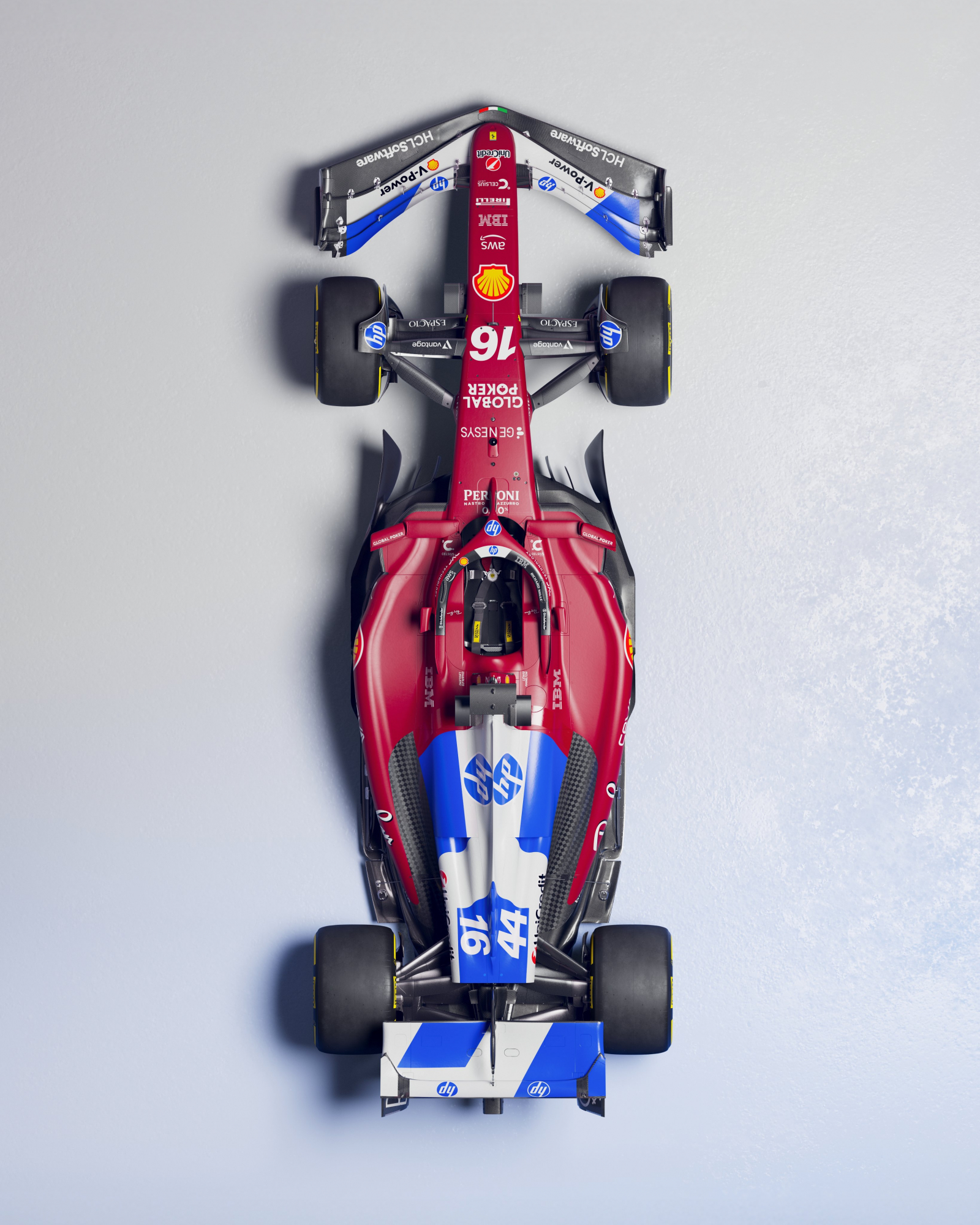 Ferrari se queda a medias otra vez con el azul