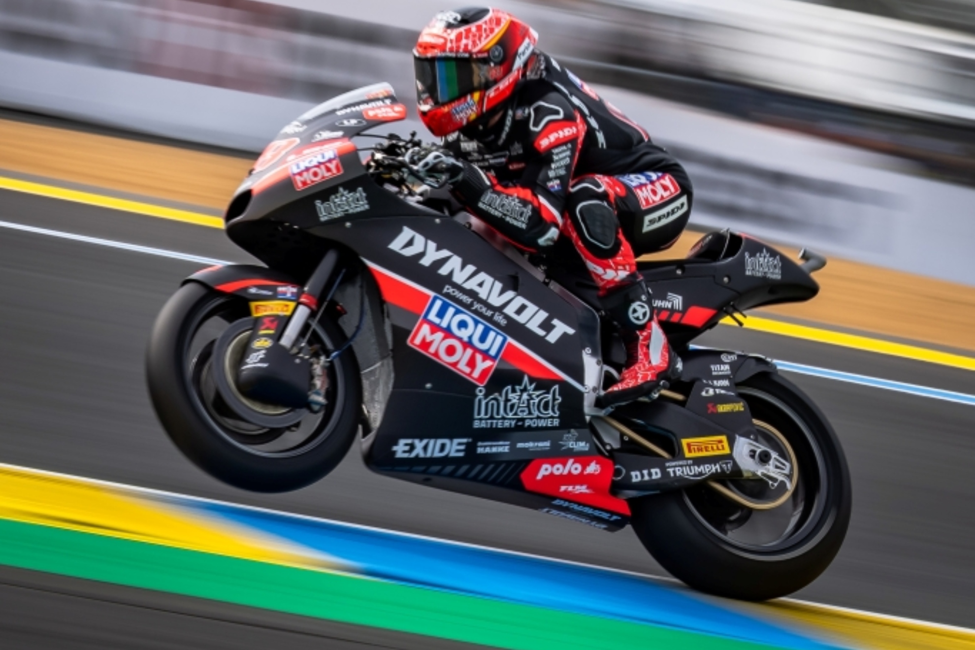 Manu González se exhibe para lograr su 'manita' de poles en Moto2