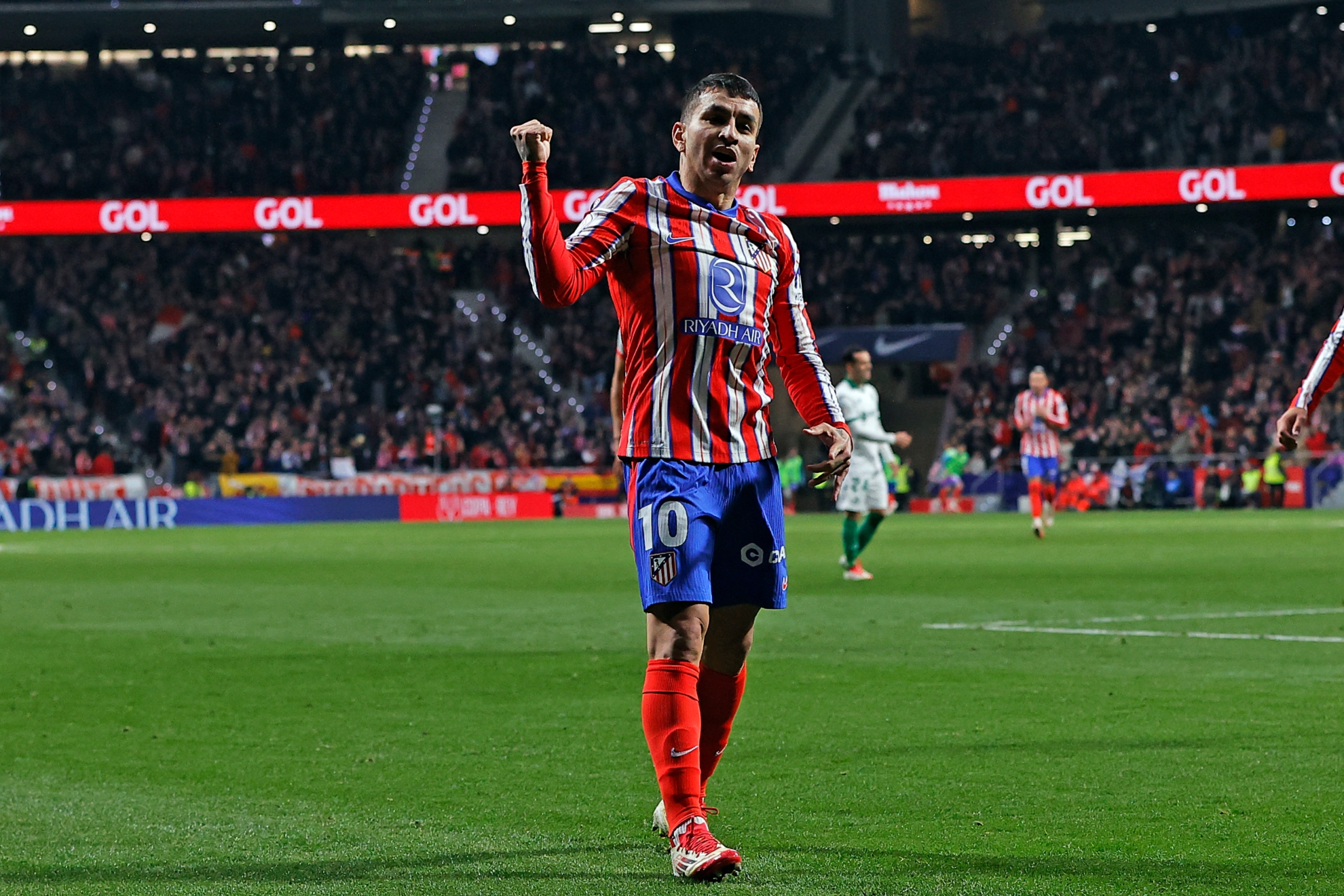 Correa: "Simeone y el club me dieron la libertad de decidir mi futuro"