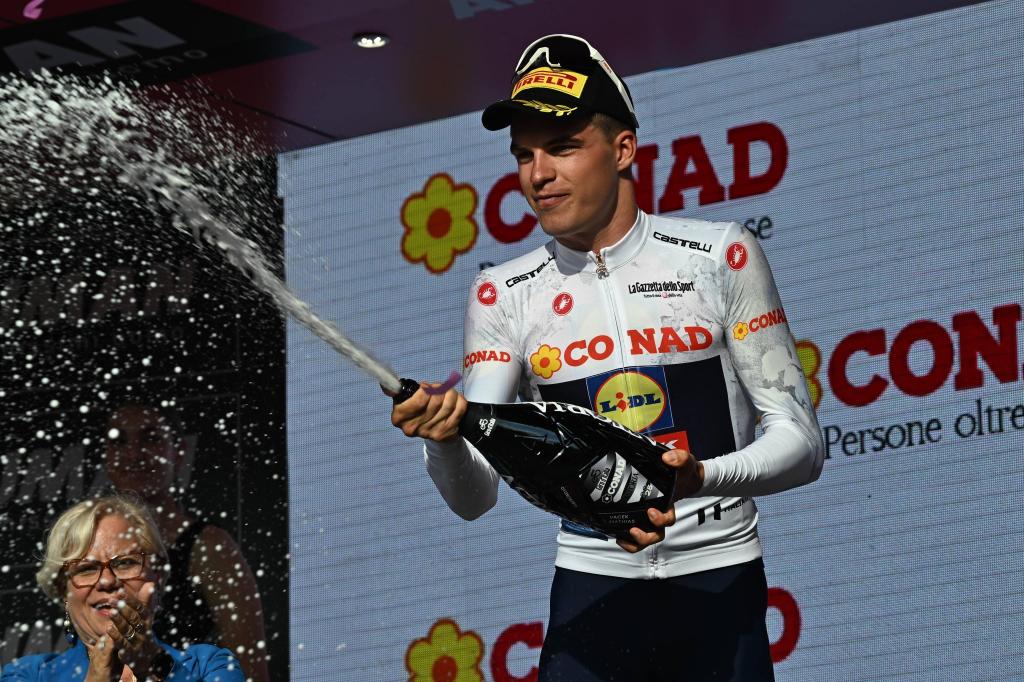 Mathias Vacek, el gregario de acero que deslumbra en el Giro 2025: ya ...
