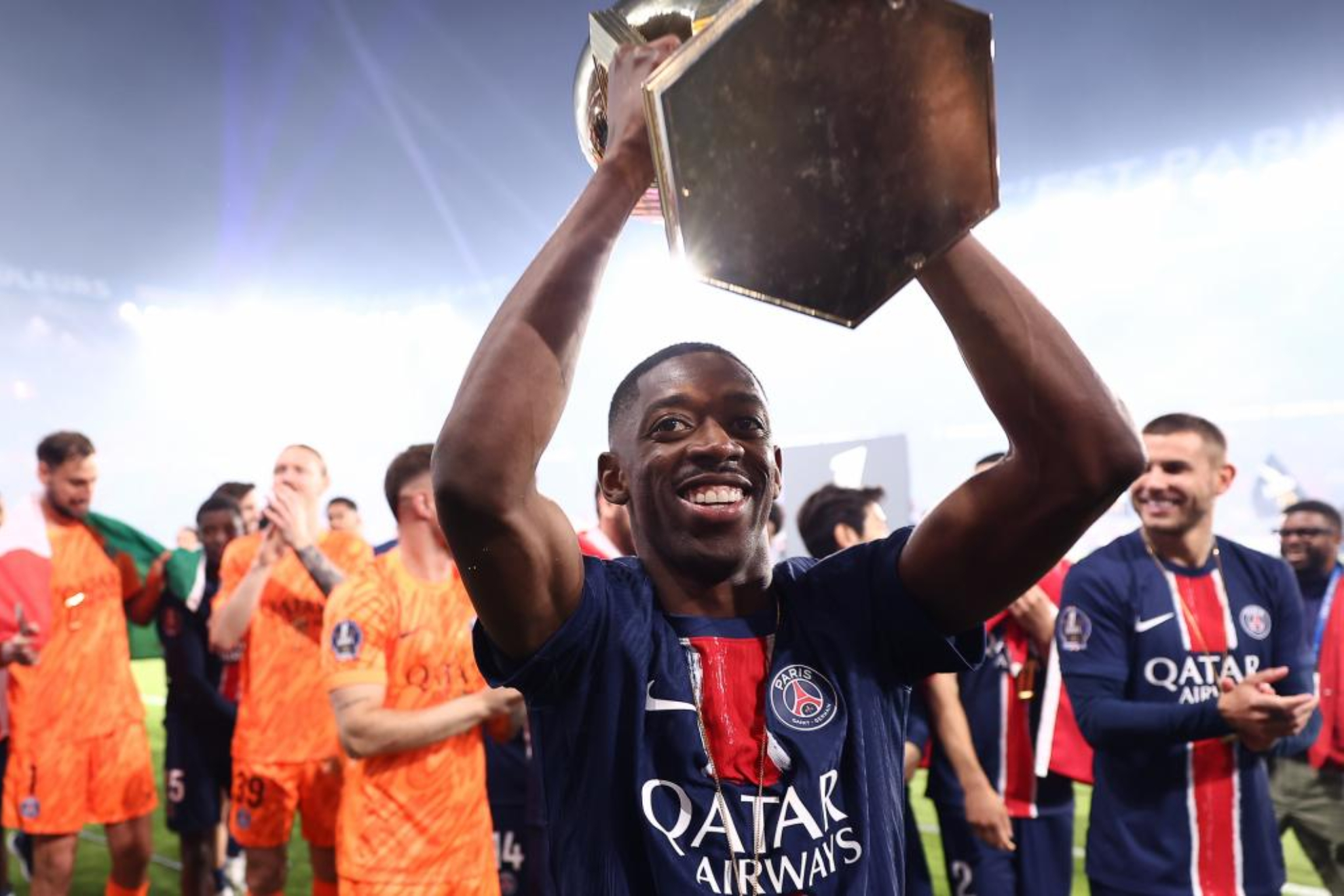 El desconocido criterio por el que Dembélé y no Greenwood se ha ...