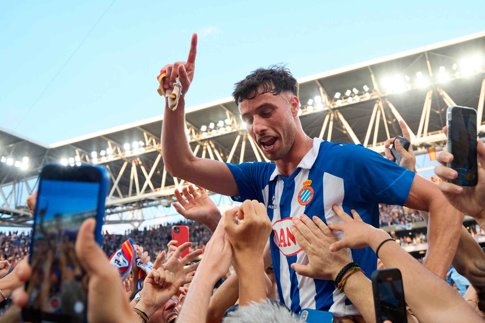 Puado, héroe con futuro incierto