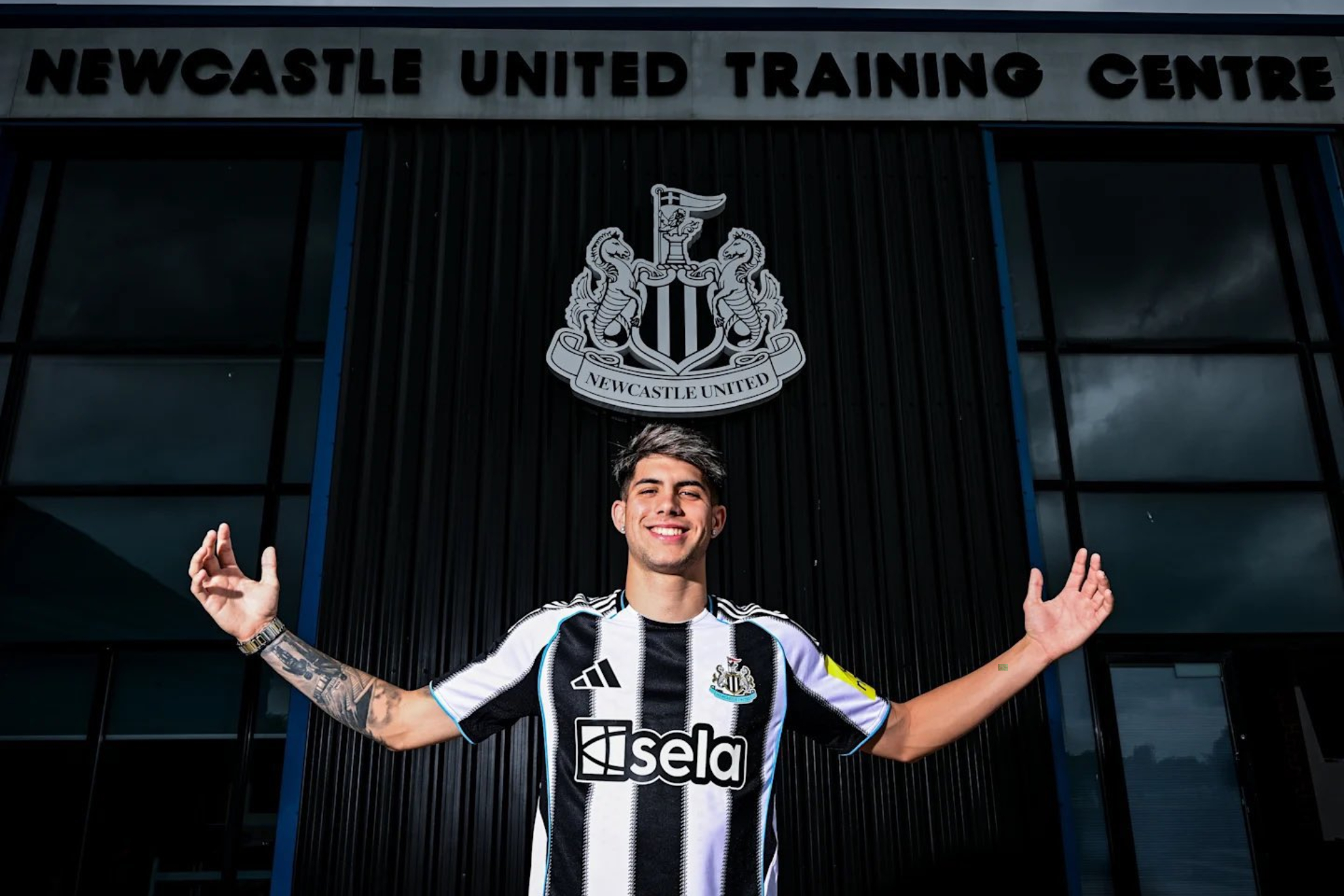 El Newcastle hace oficial el fichaje del malaguista Antonio Cordero