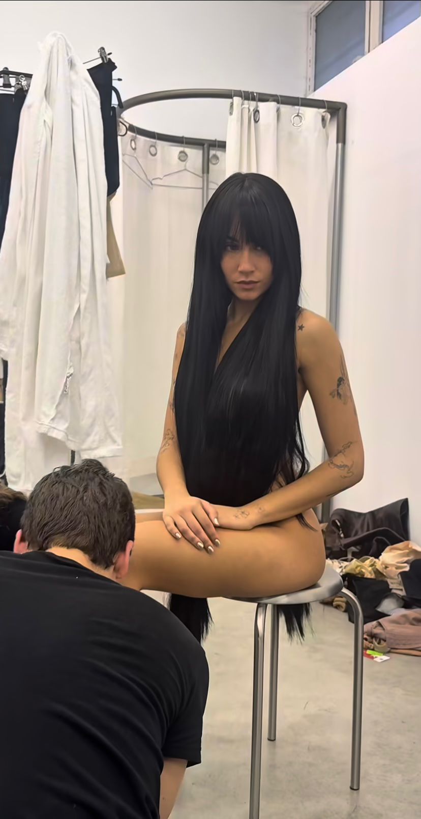 Aitana se desnuda en ‘Cuarto Azul’: la cantante incendia las redes con las fotografías de su álbum