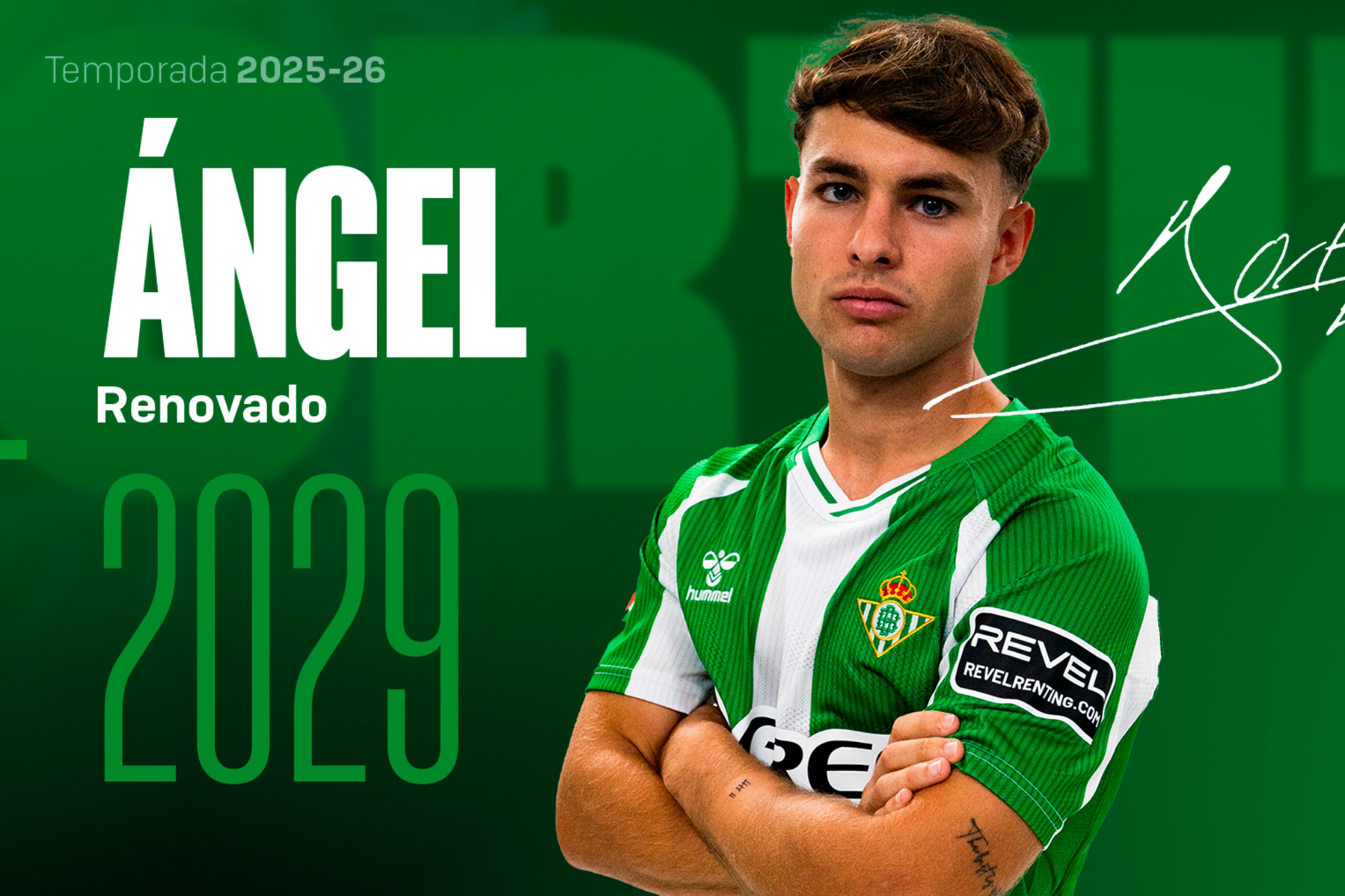 Ángel Ortiz renueva con el Betis hasta 2029 y da el salto al primer equipo