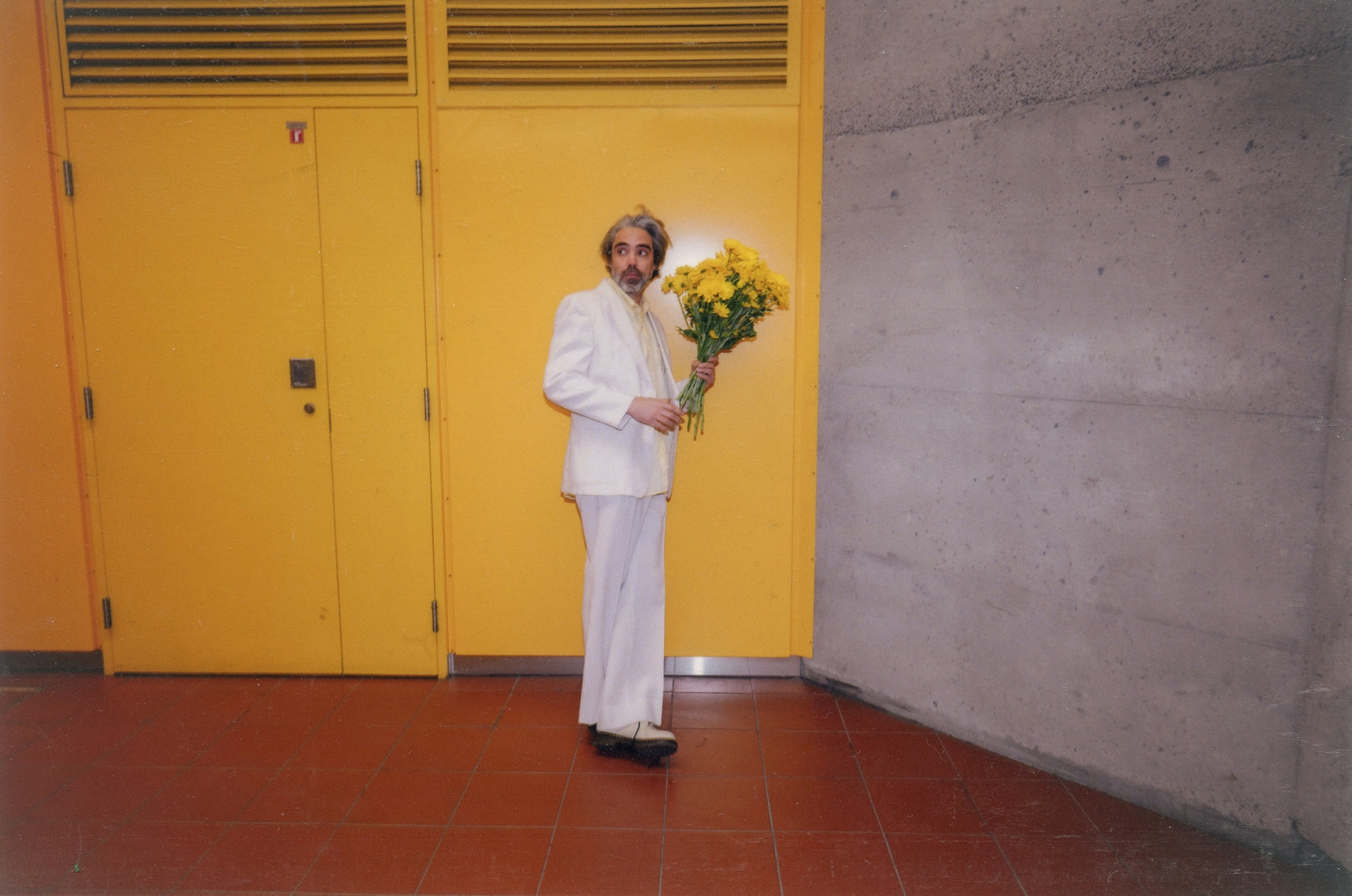 El compositor de cine y pianista Patrick Watson anuncia la publicación ...