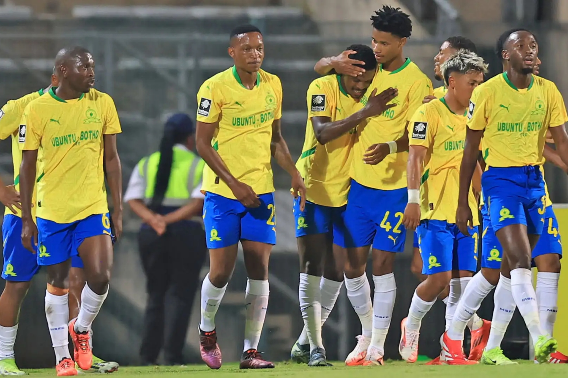 El Mamelodi se coloca primero de grupo en un partido pasado por agua