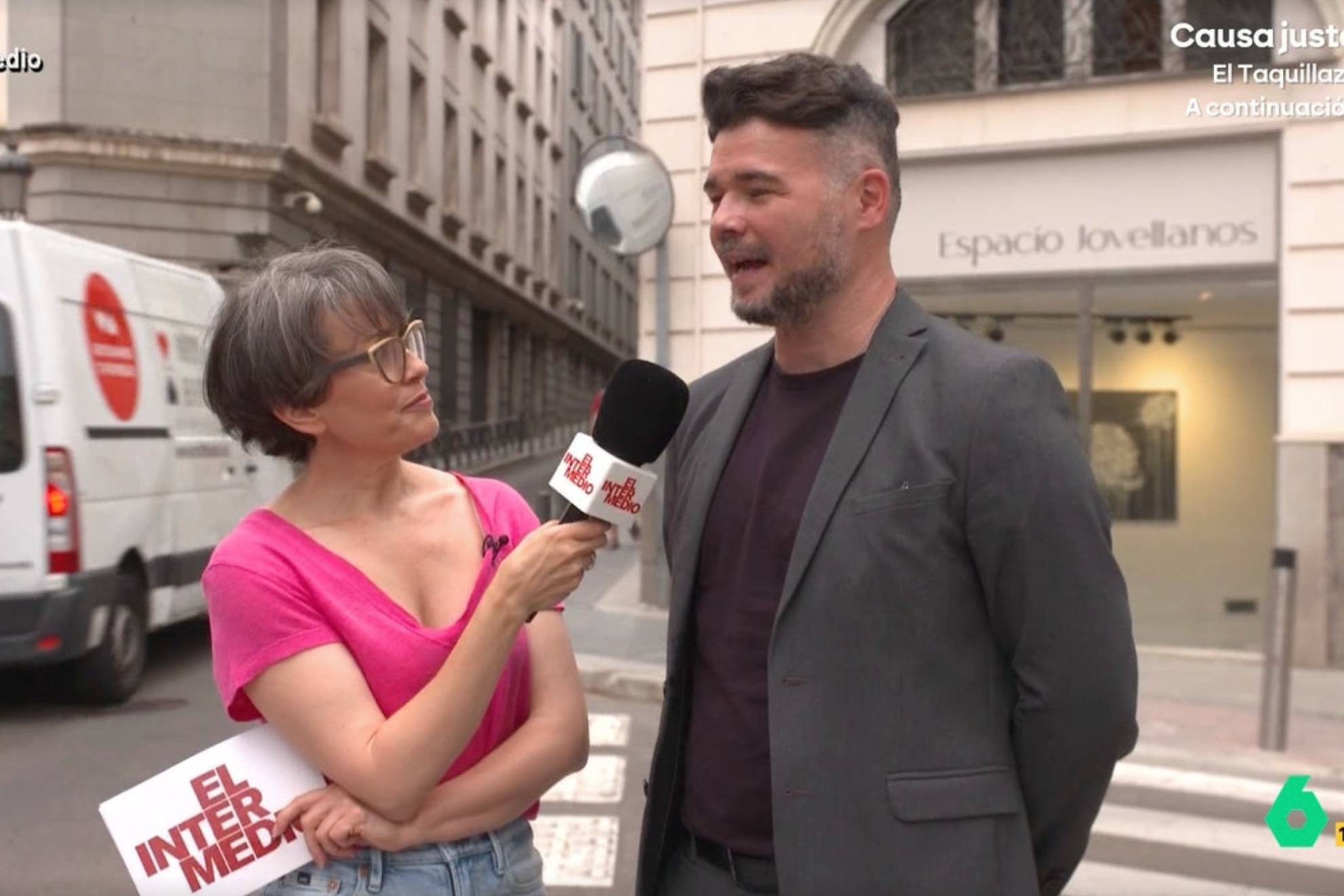 Gabriel Rufián revela si ha ido alguna vez ha ido a una playa nudista: "Me hacen muchas fotos"