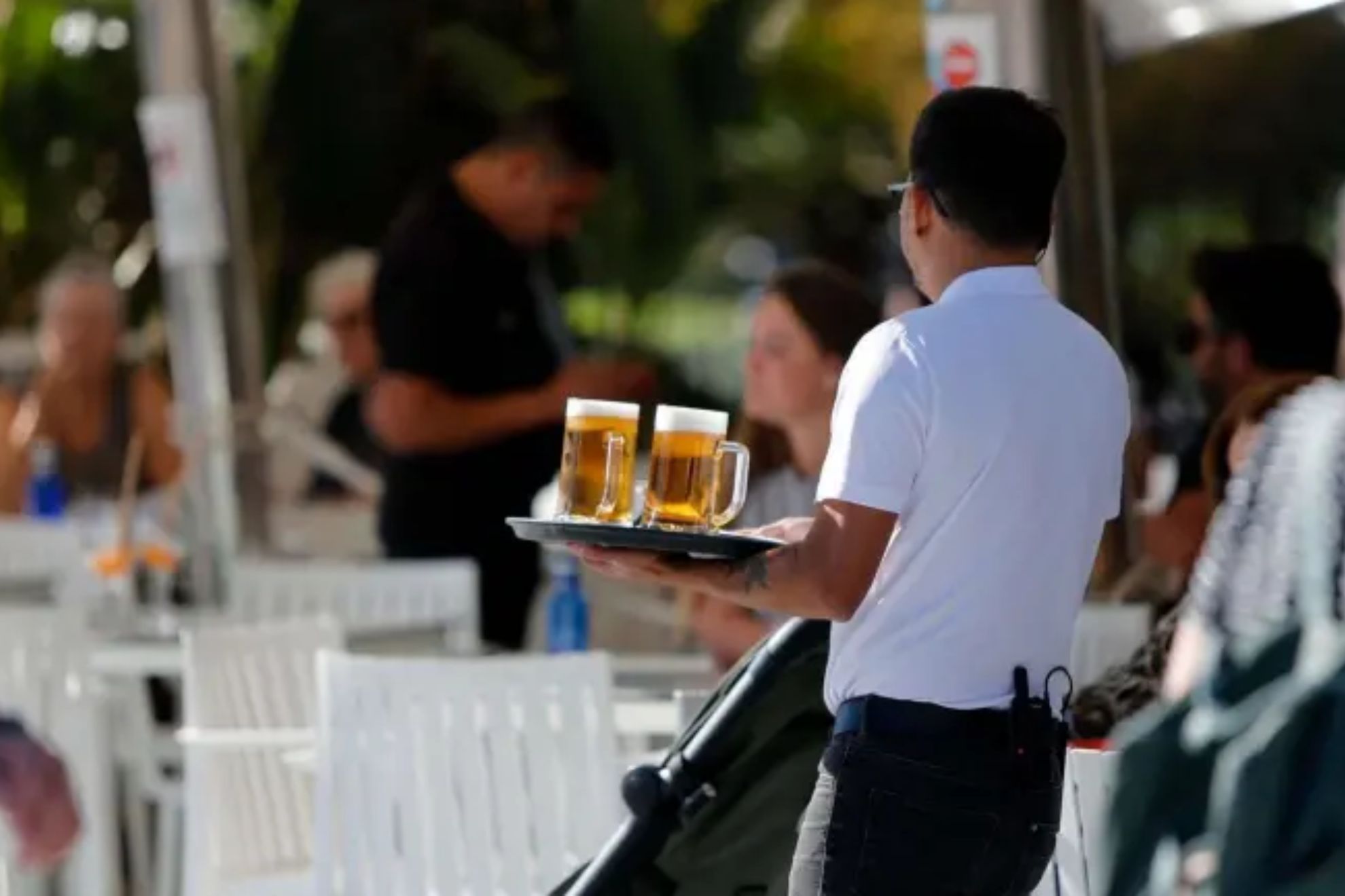 Albaa_mt nude petite, enhanced D, VERY nice butt.