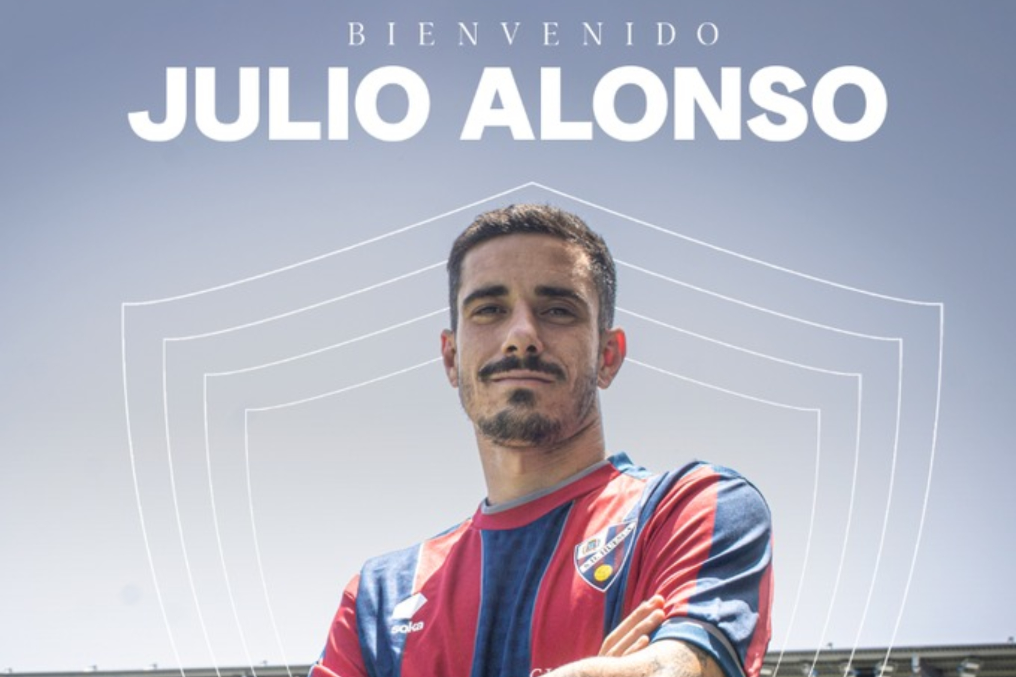 El Huesca anuncia su primer fichaje: Julio Alonso refuerza el lateral zurdo