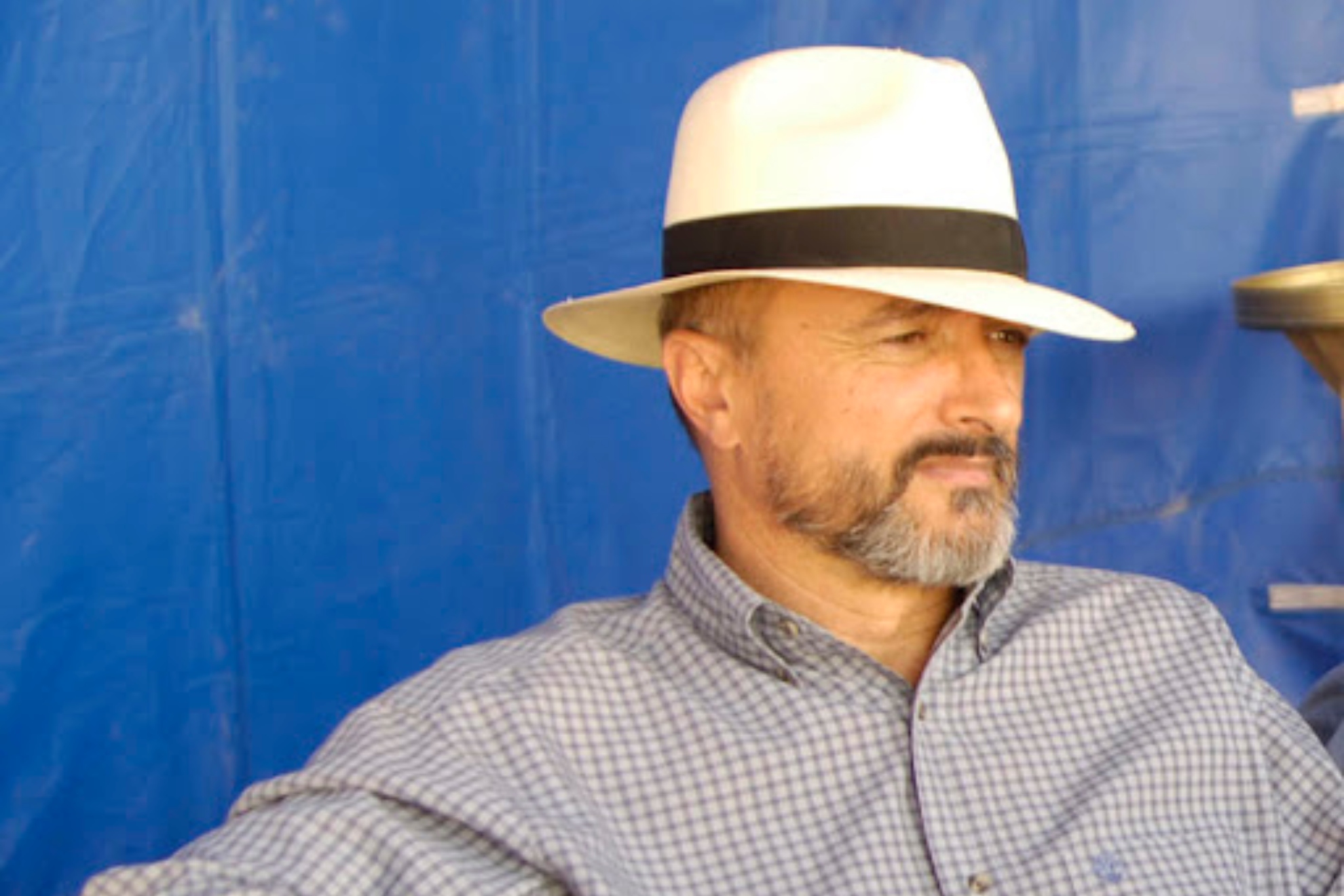 El curioso ritual que cumple Pérez-Reverte cada vez que visita su ...