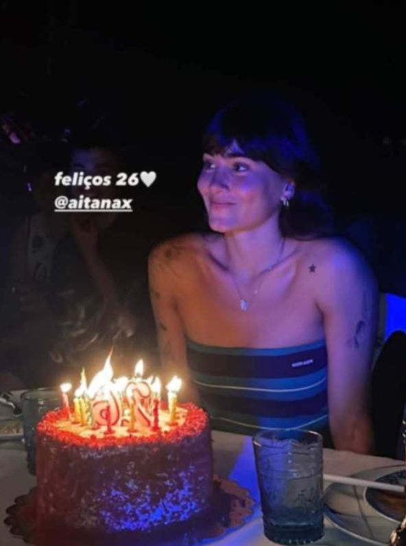 Bokep stw sptwe i put the payment on the table and cleaned