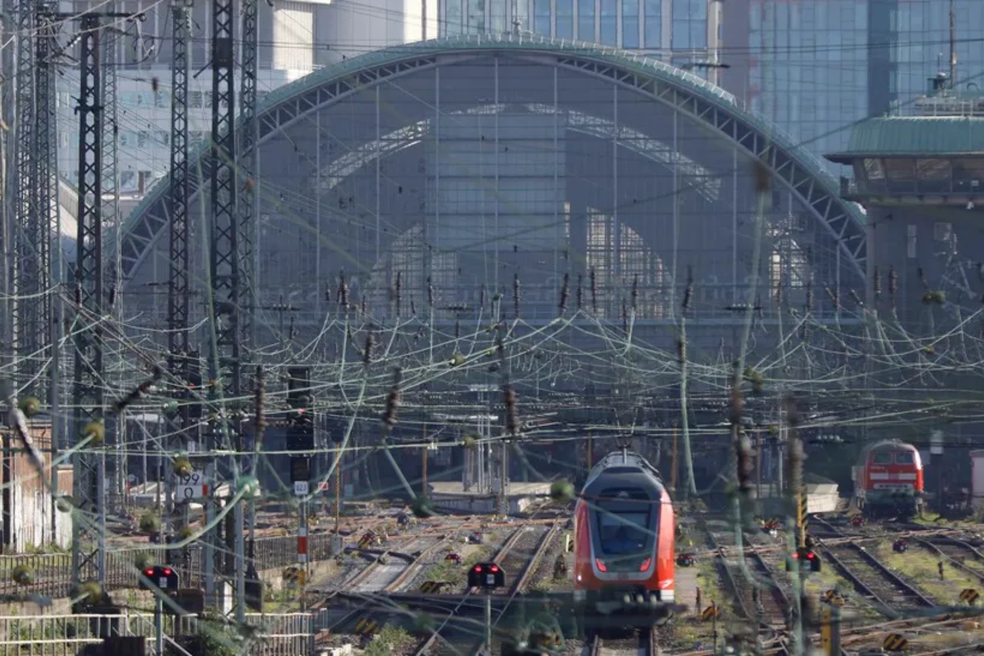 Terror en un tren alemán: cuatro heridos tras el ataque de un hombre ...