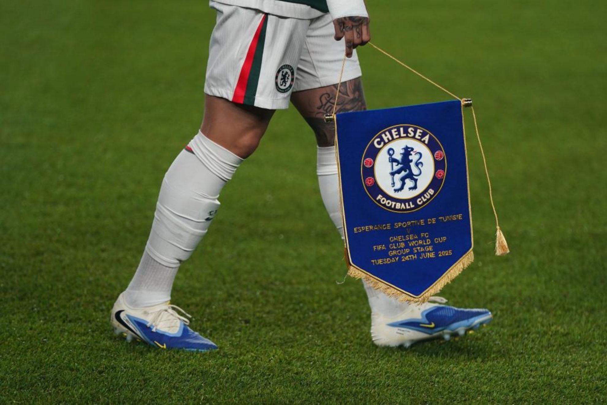 El Chelsea obligado a vender jugadores para disputar la Champions