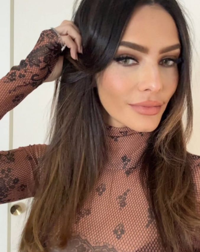 Descubre a Sandra Vergara, la 'hermana' de Sofía Vergara que brilla como actriz, presentadora y ...