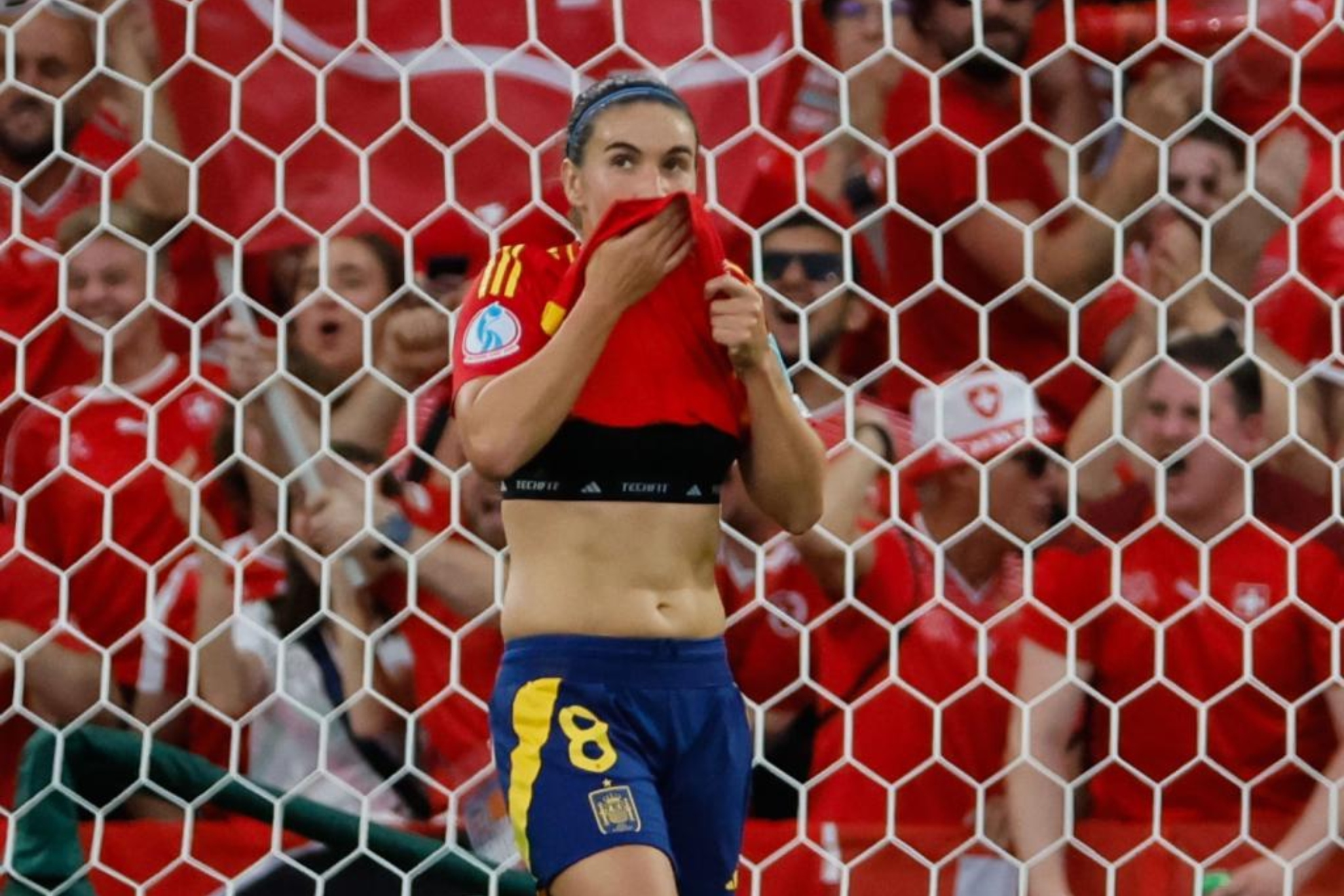 Video bokep morowali i encountered Sara, she was not my