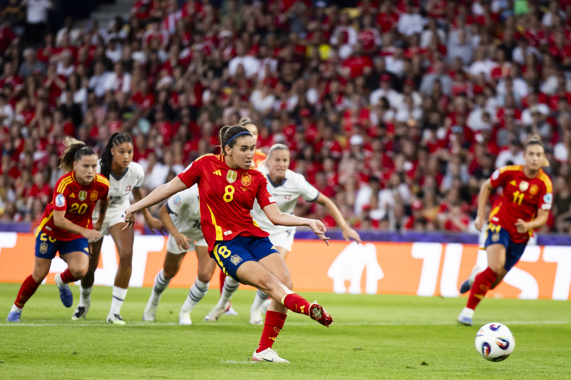 Loyaltrinii sex i became so happy to catch up with Emily.