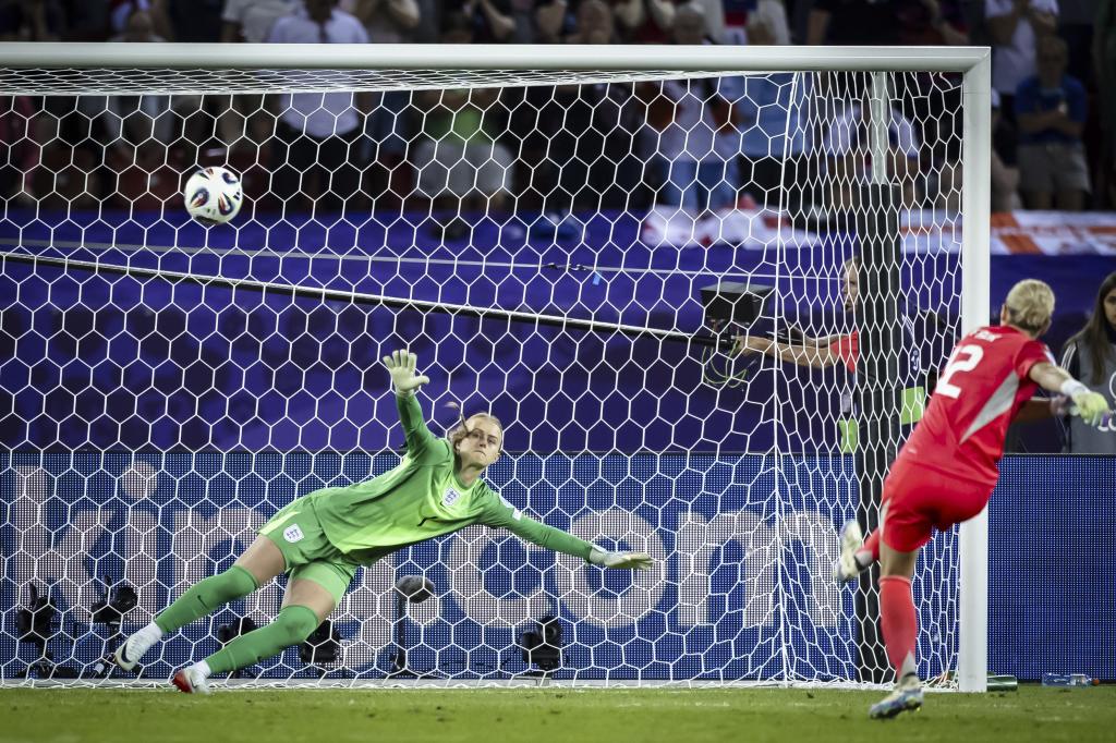 Loyaltrinii sex i became so happy to catch up with Emily.