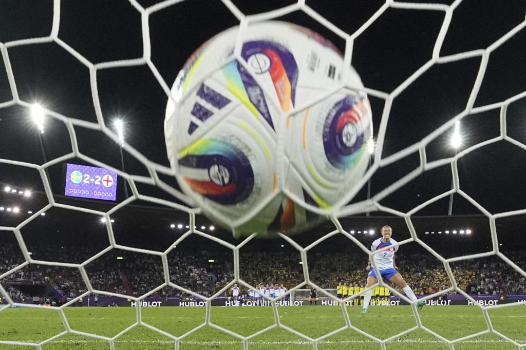 Loyaltrinii sex i became so happy to catch up with Emily.