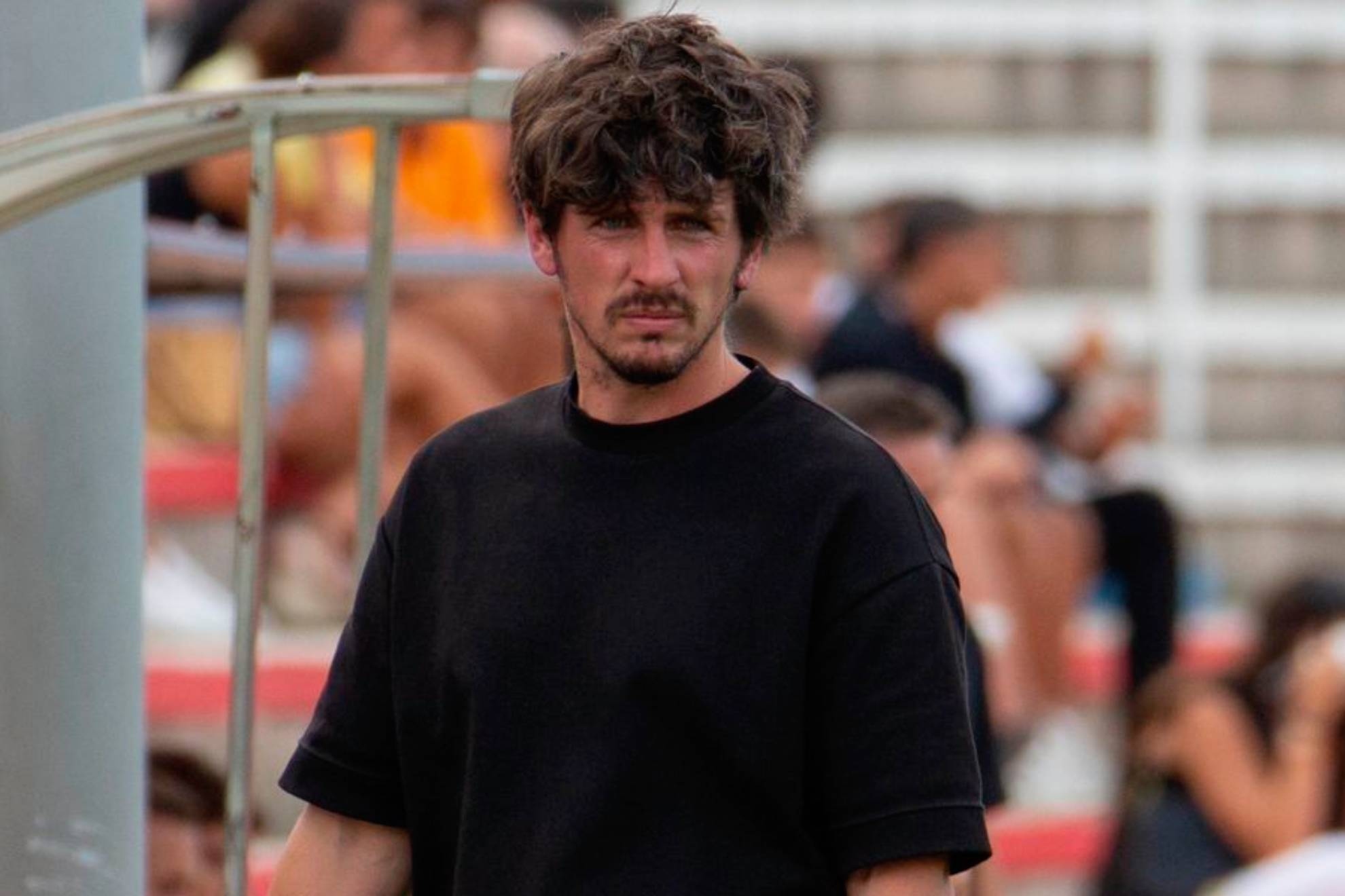 Le confunden con Javi Poves y se hace viral al instante: "¡Qué es esto!"