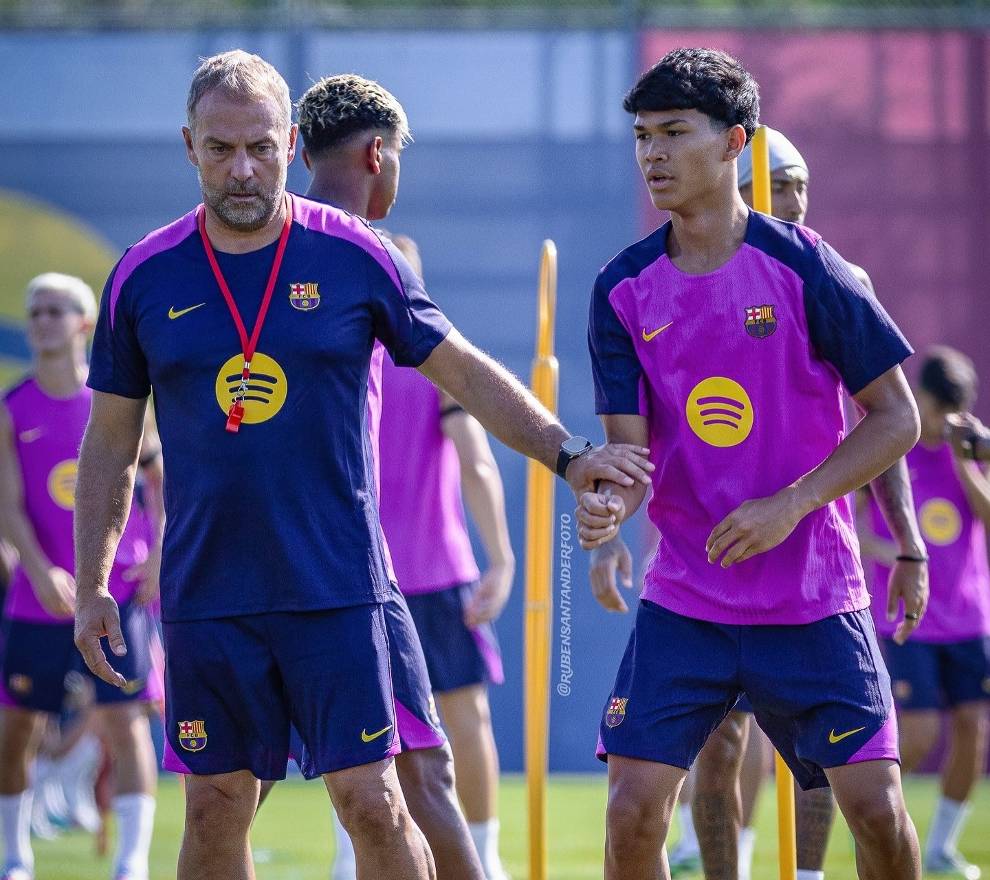 El futuro del Barça viaja a Asia: así son los jóvenes elegidos por Flick