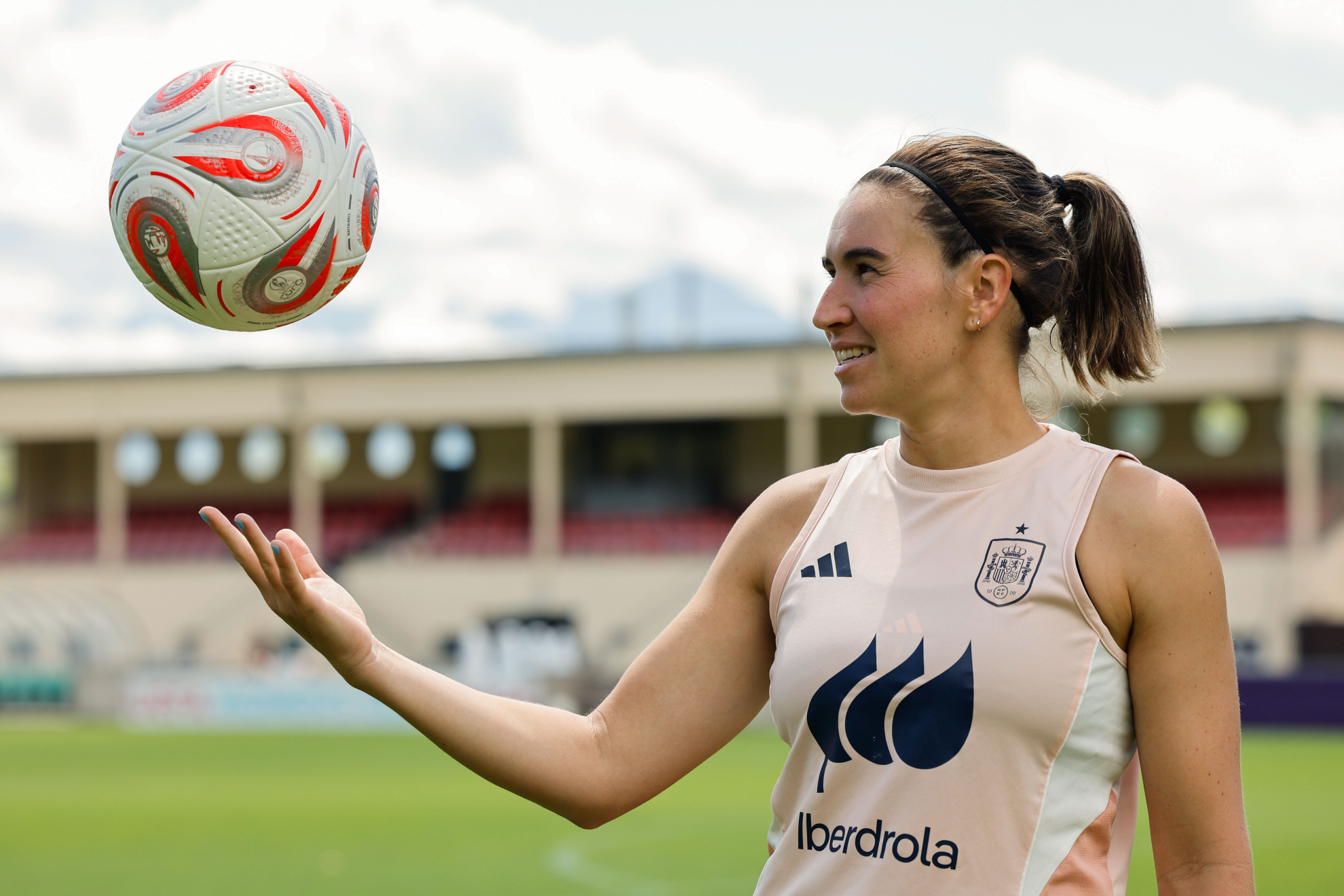 Mariona Caldentey, la futbolista que conquistó a las inglesas
